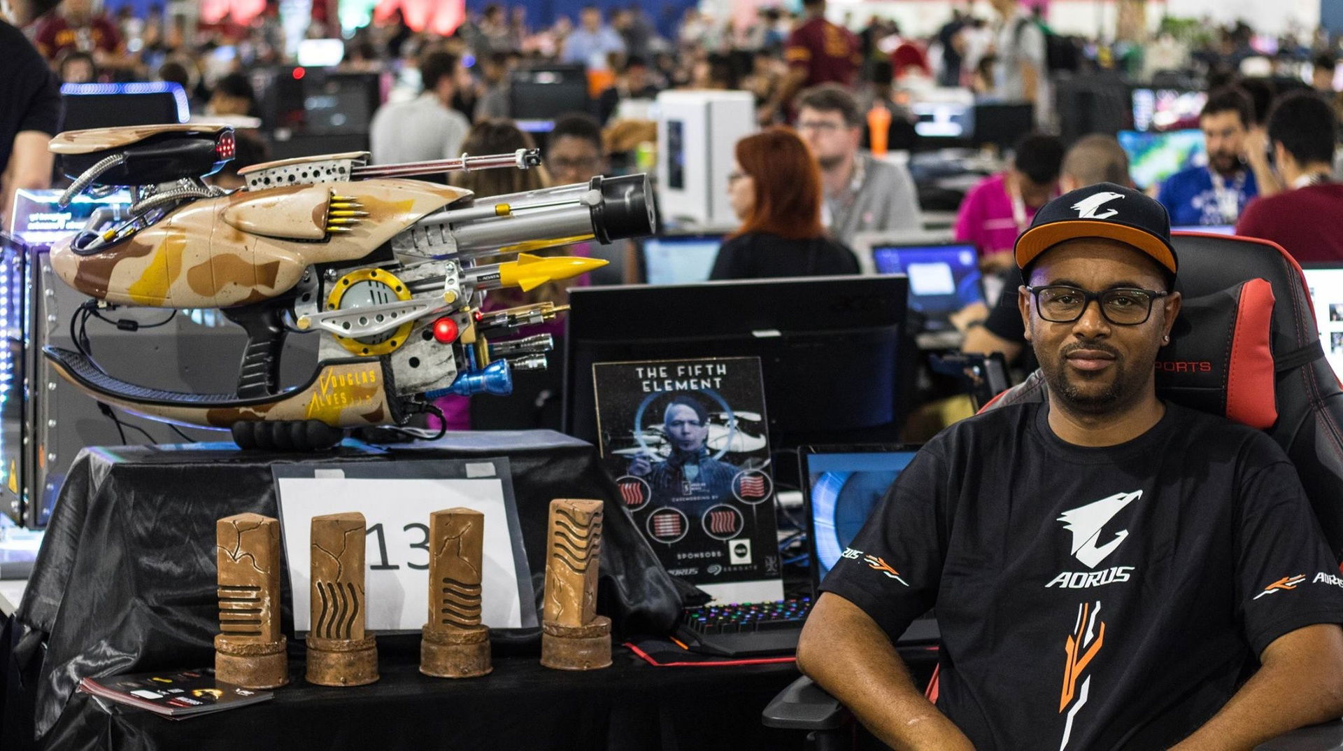 Casemod The Fifth Element - ( Zorg ZF-1 ) » builds.gg