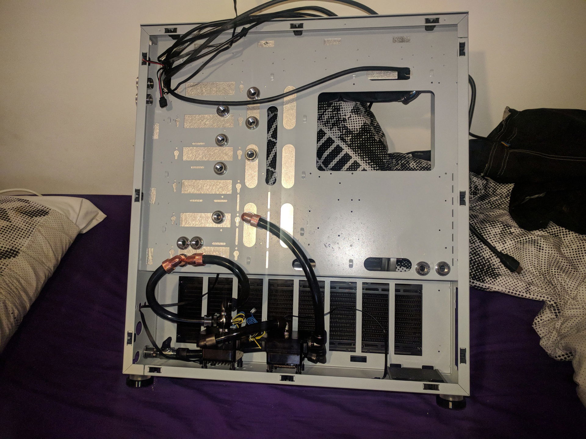 Lian-Li V3000 » builds.gg