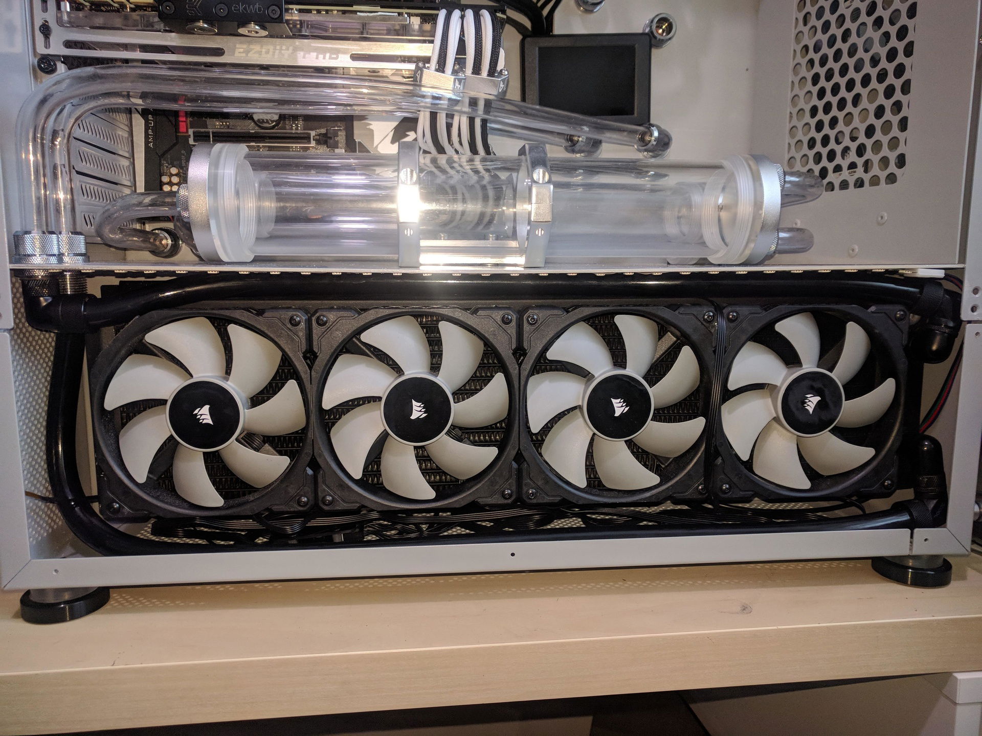 Lian-Li V3000 » builds.gg