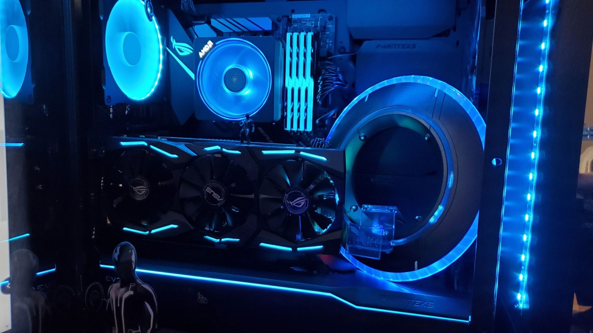 TRON: EVOLV-X BUILD » builds.gg