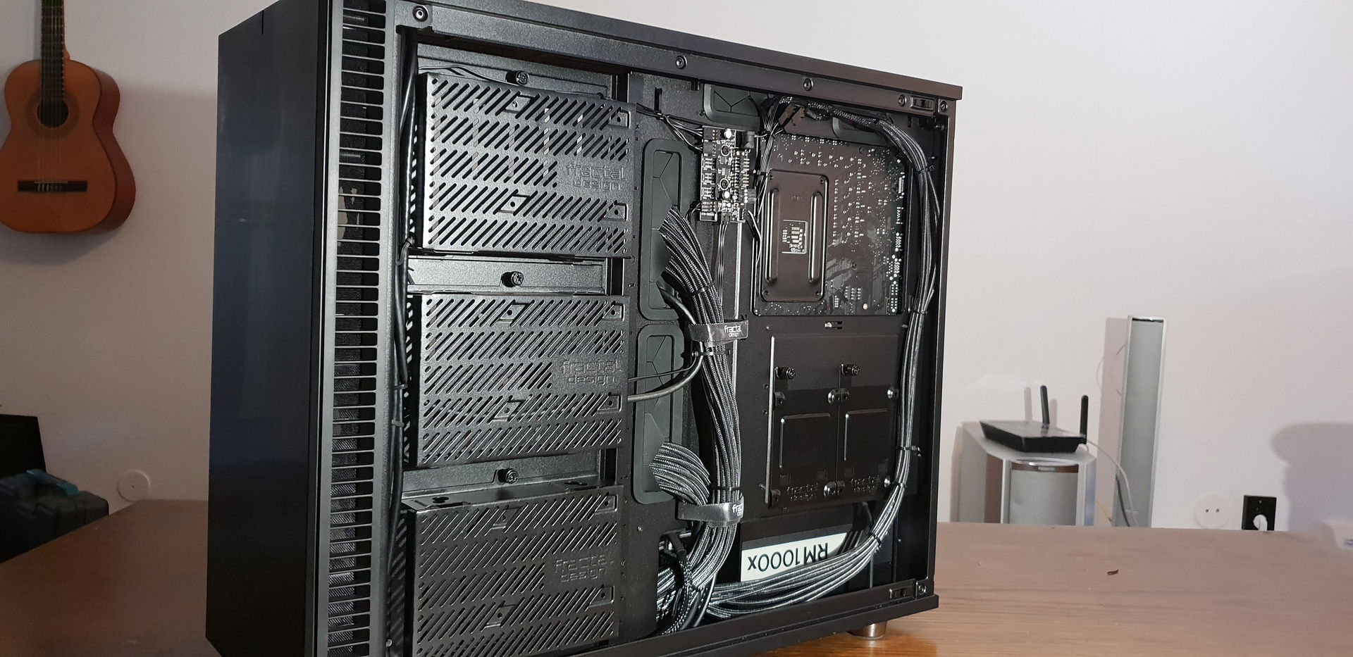 All black amd square » builds.gg