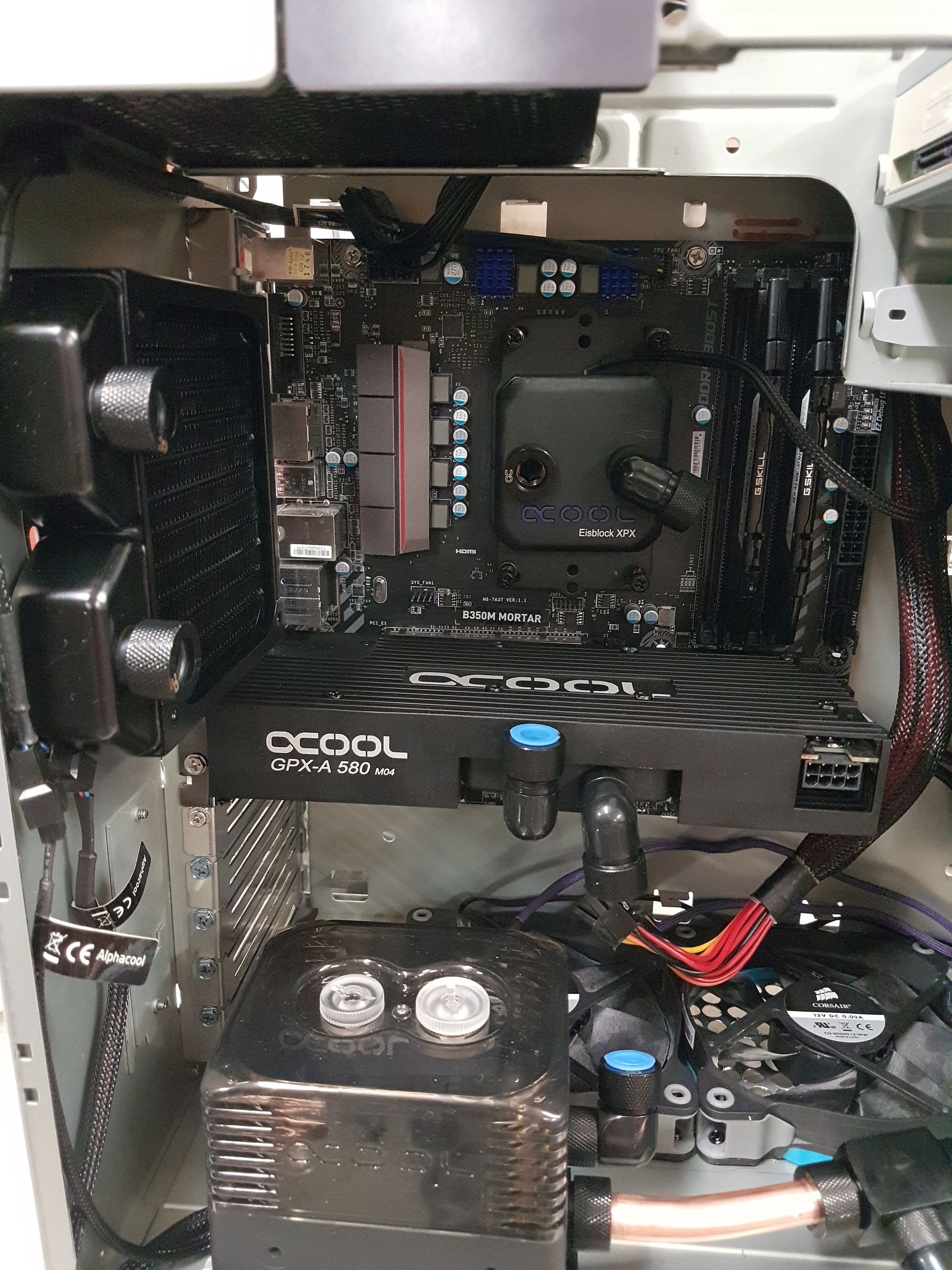 Dell PowerEdge 2200 2019 edition » builds.gg