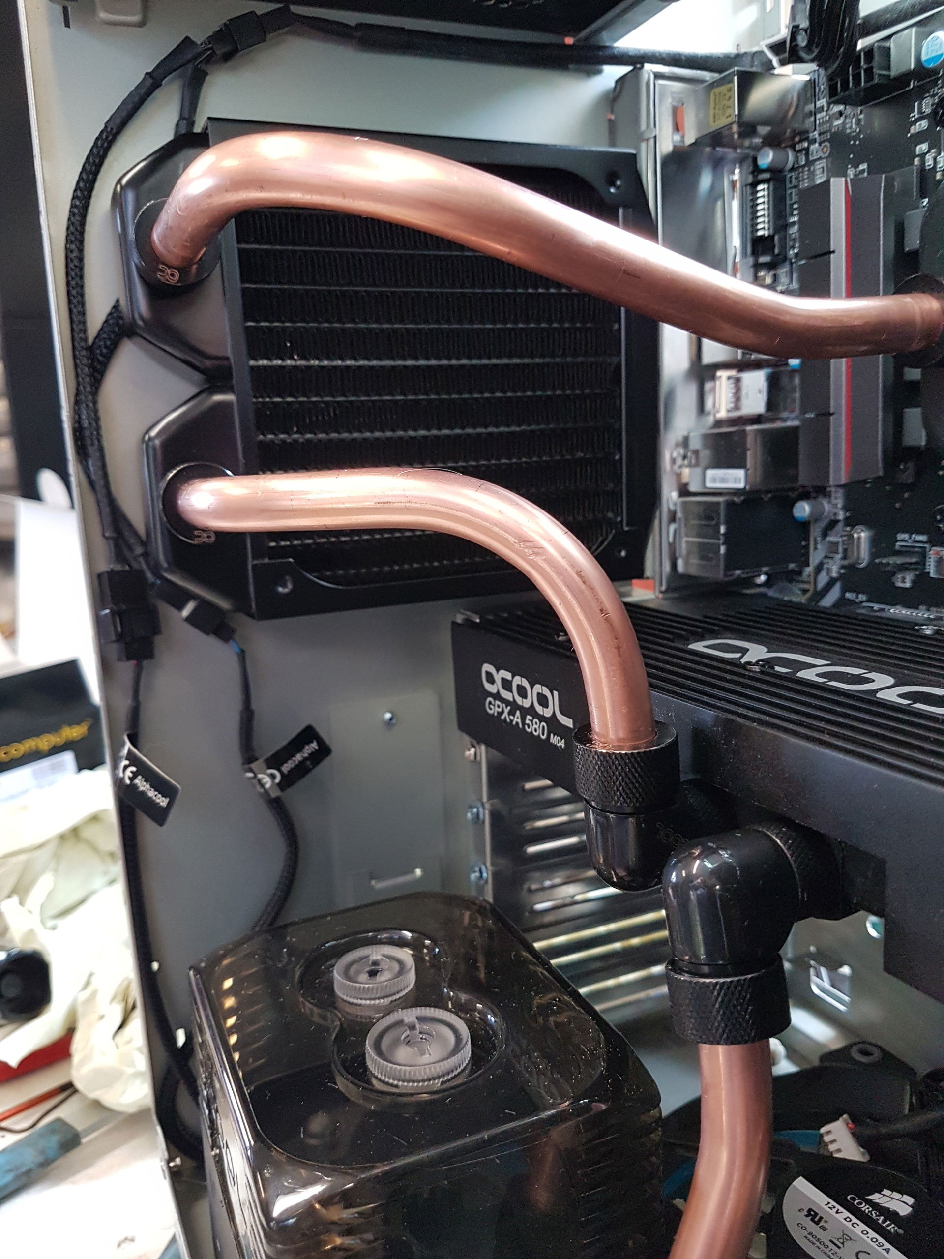 Dell PowerEdge 2200 2019 edition » builds.gg