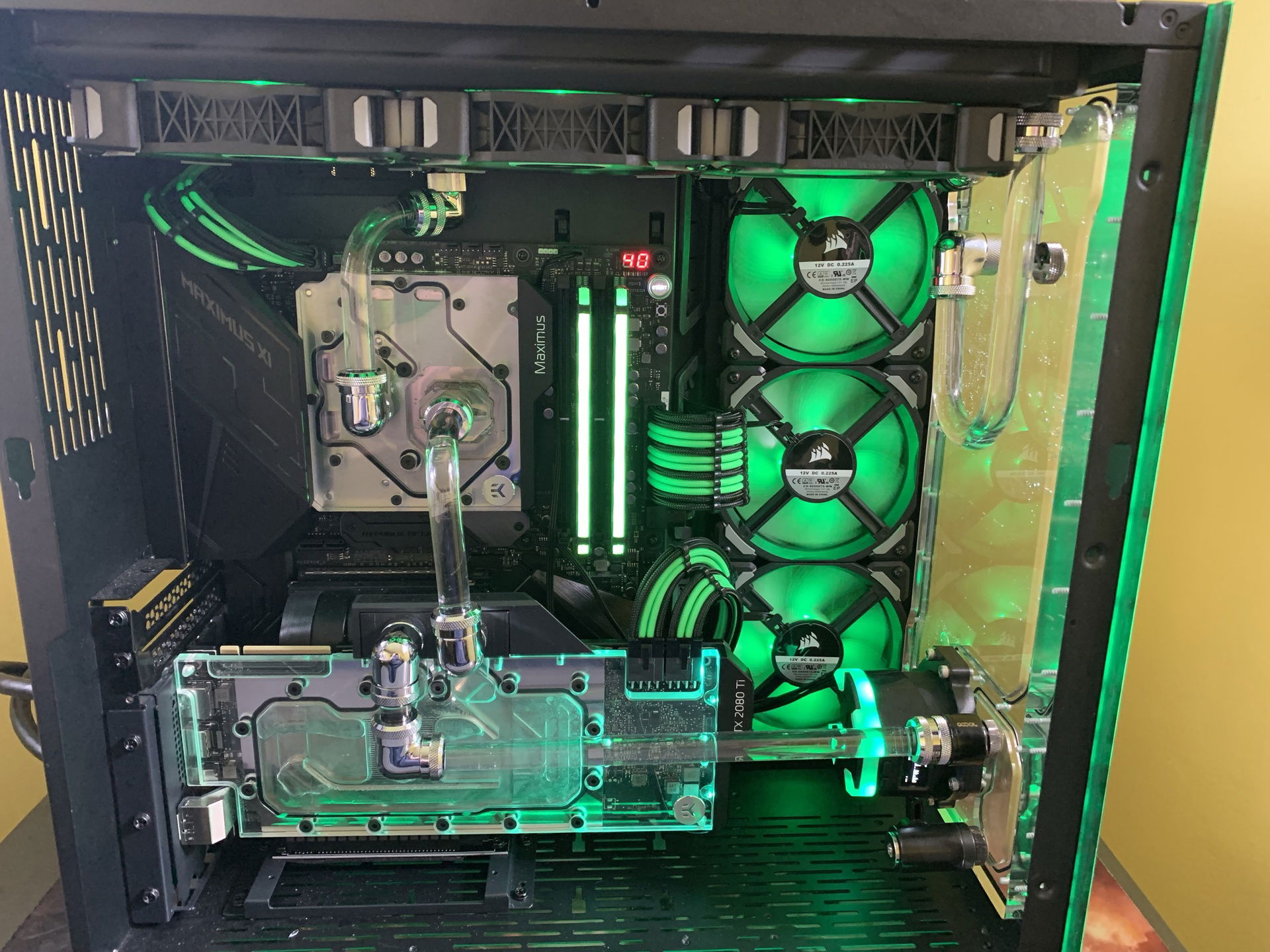 011D Razer waterloop build » builds.gg