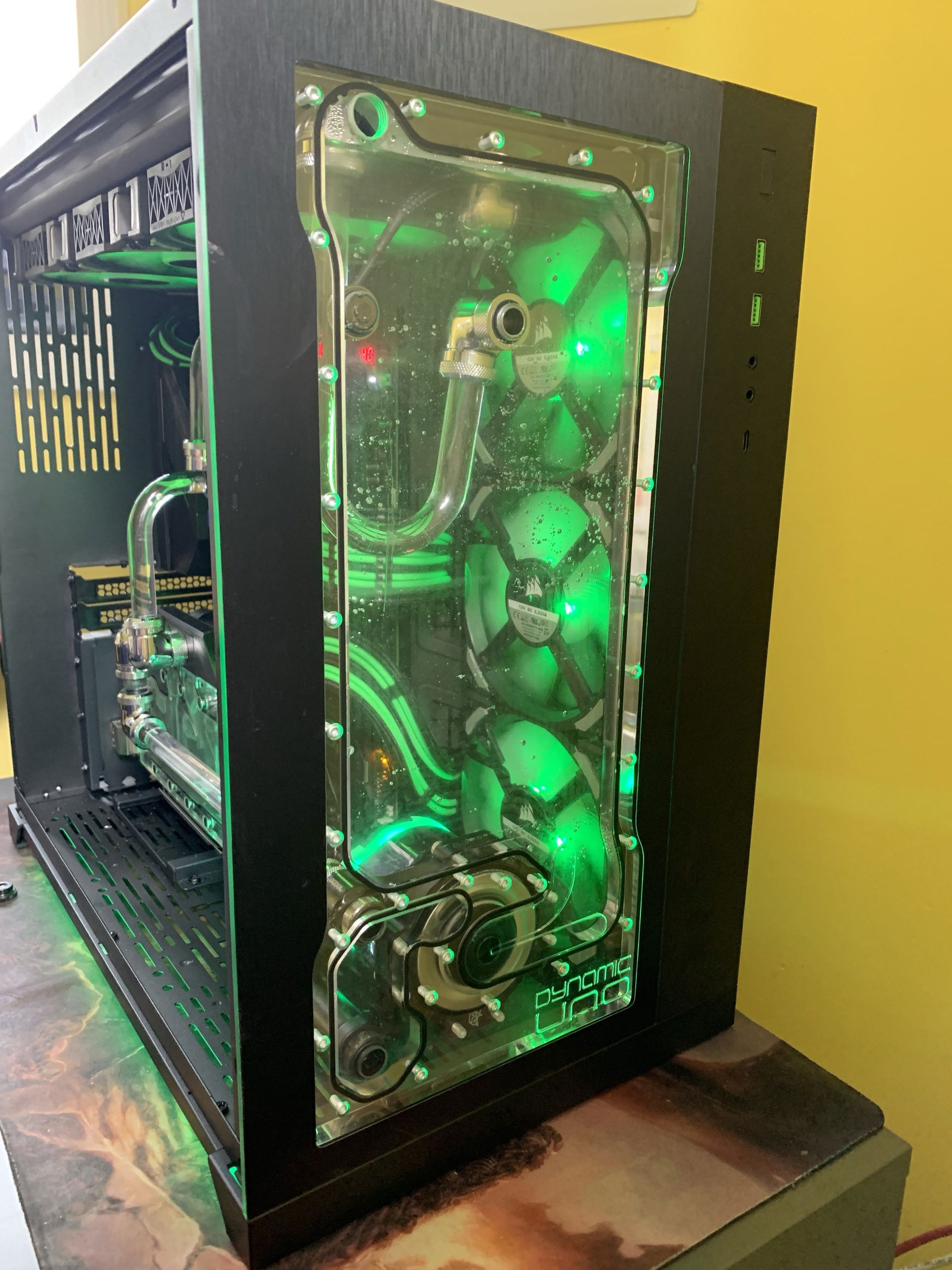 011D Razer waterloop build » builds.gg