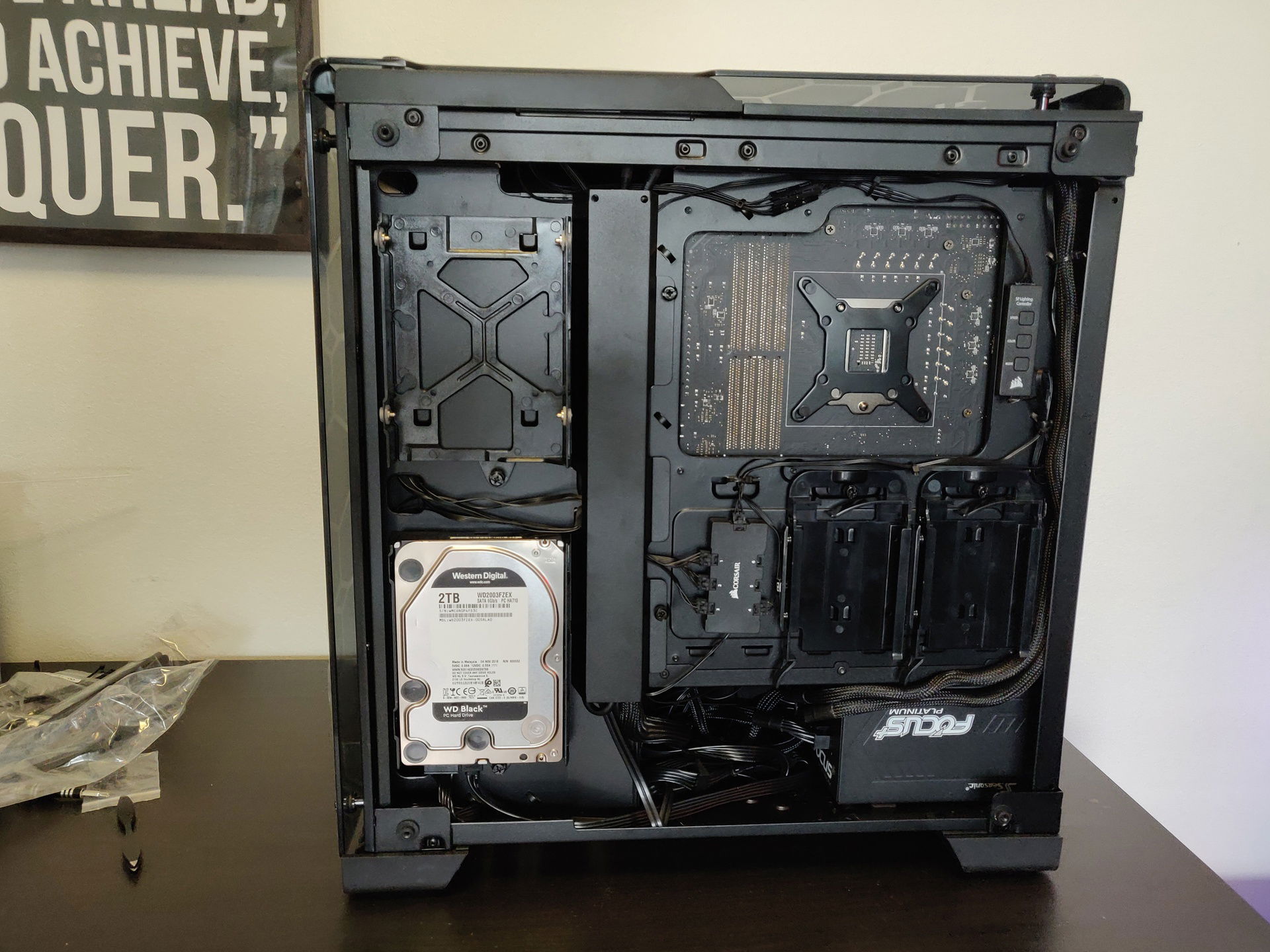 "Crystal Clear" - 2019 Gaming PC » builds.gg