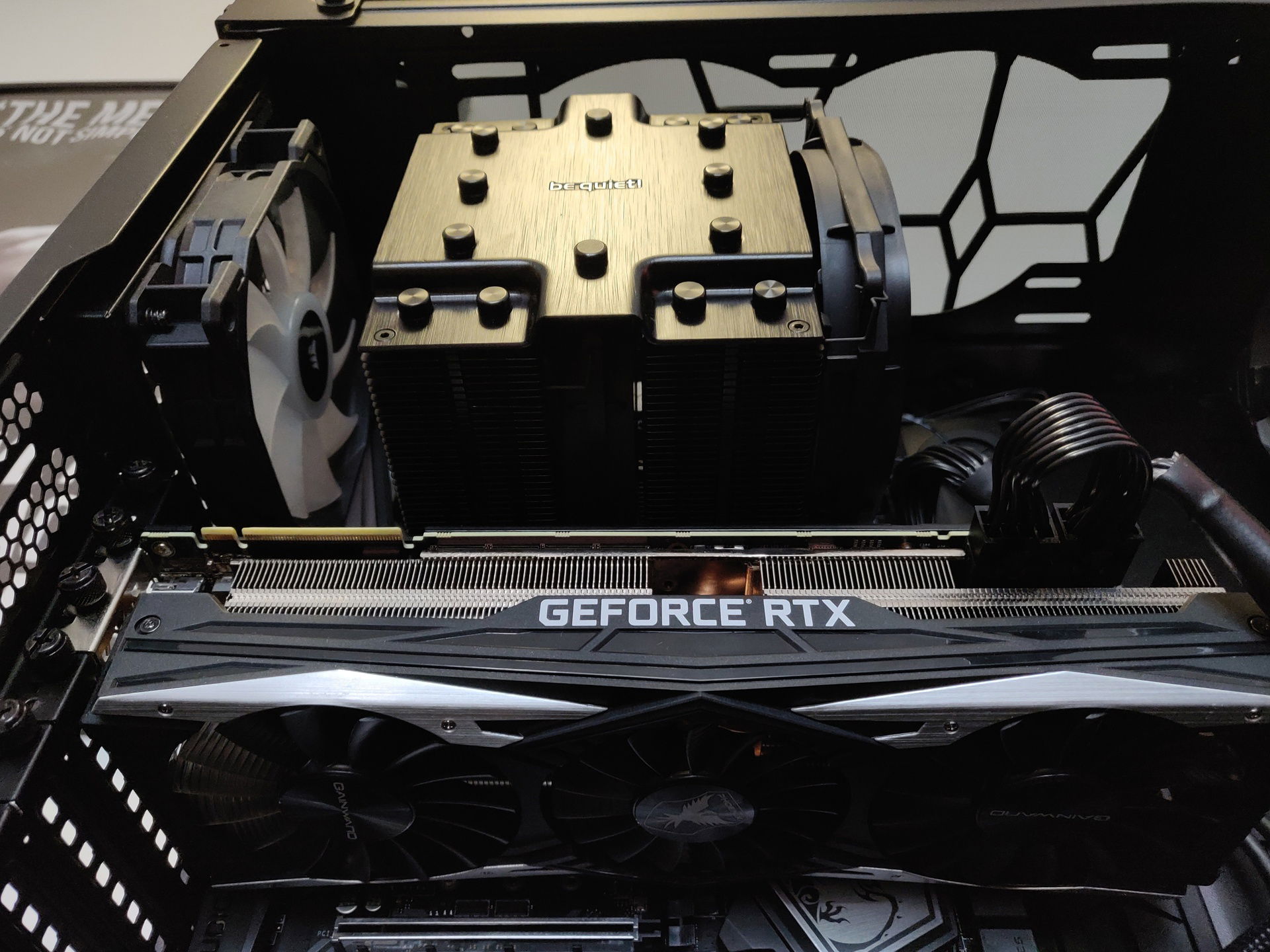 "Crystal Clear" - 2019 Gaming PC » builds.gg