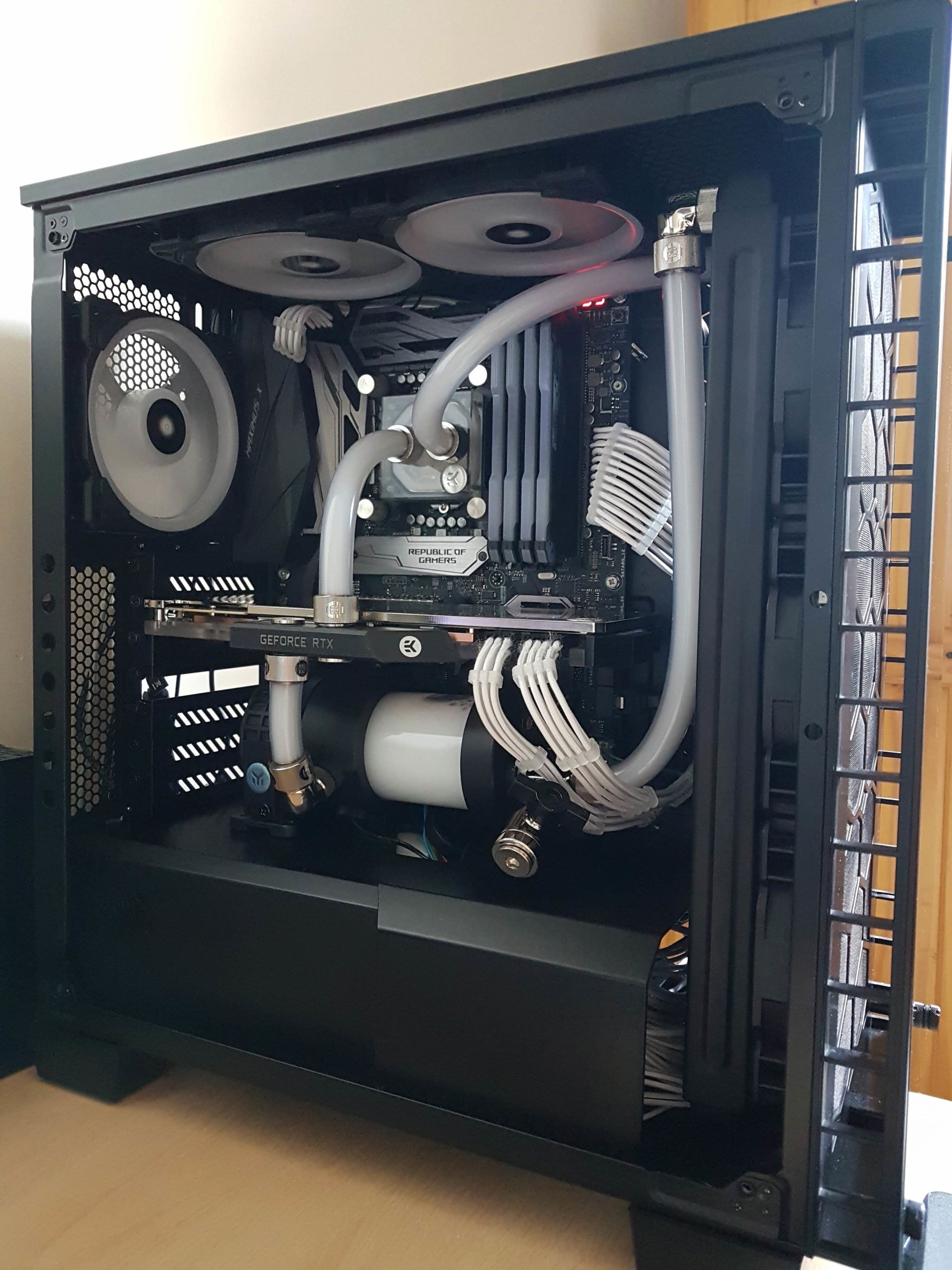 First custom water loop! » builds.gg
