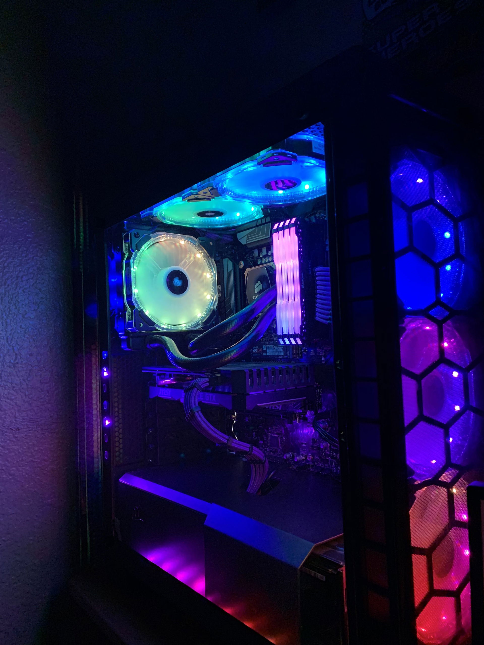 Corsair/msi rgb » builds.gg