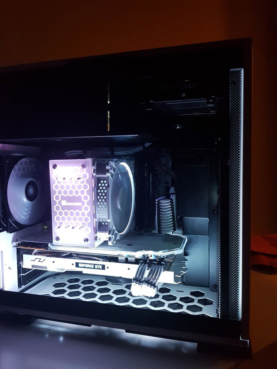 Sexy Used Parts PC (MATX White Build) » builds.gg