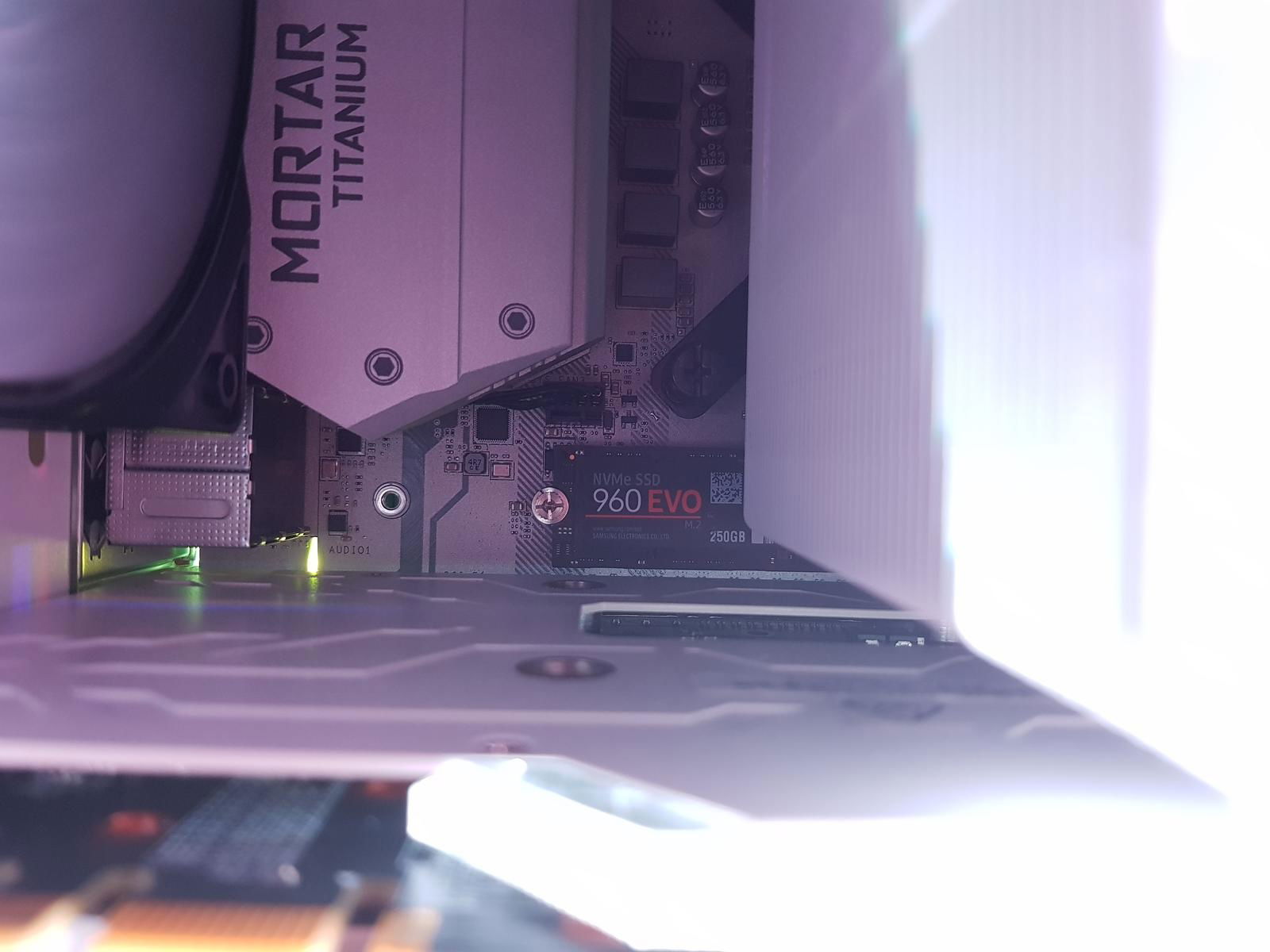 Sexy Used Parts PC (MATX White Build) » builds.gg