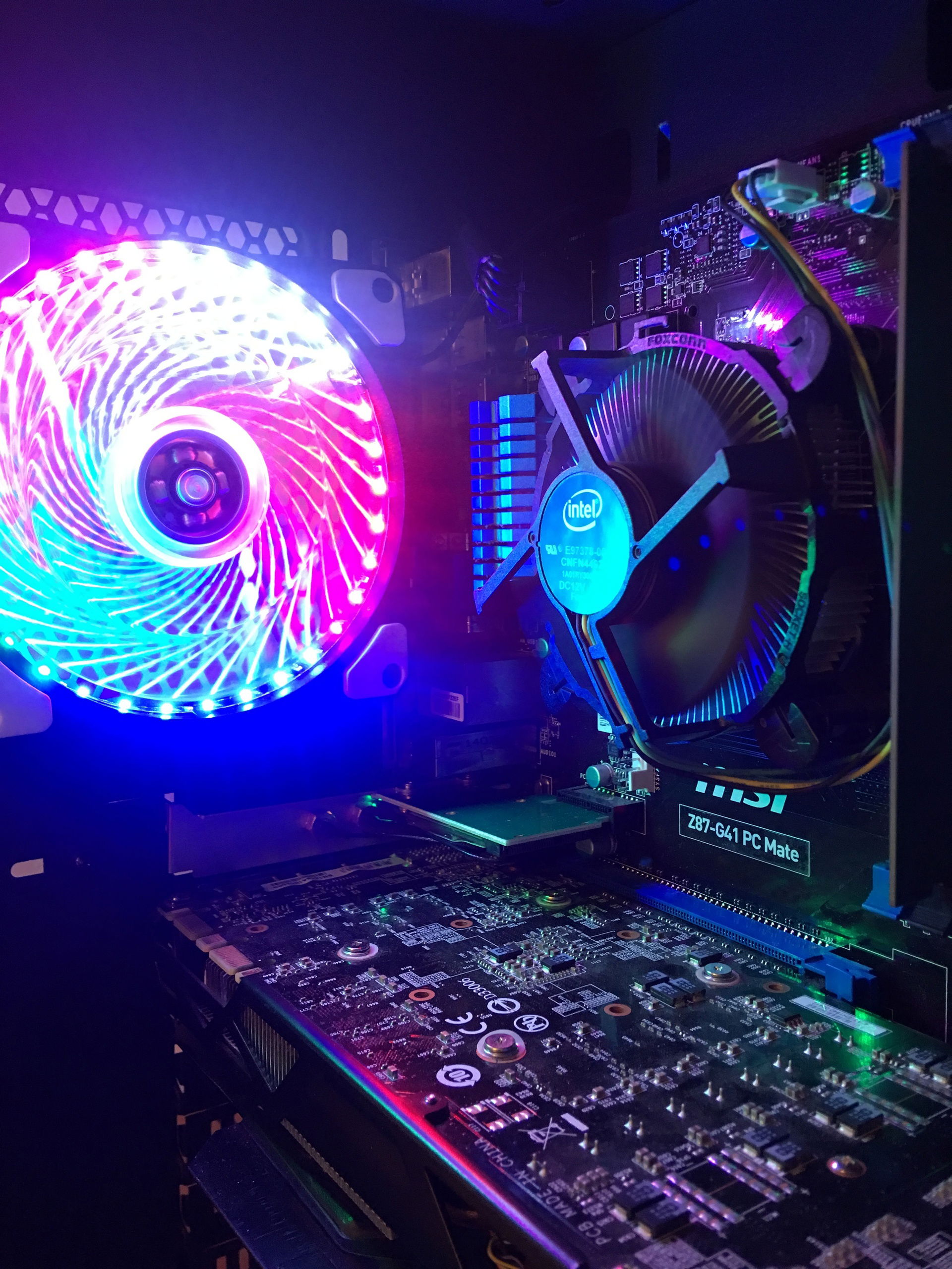 Budget RGB Experiment #1 » builds.gg