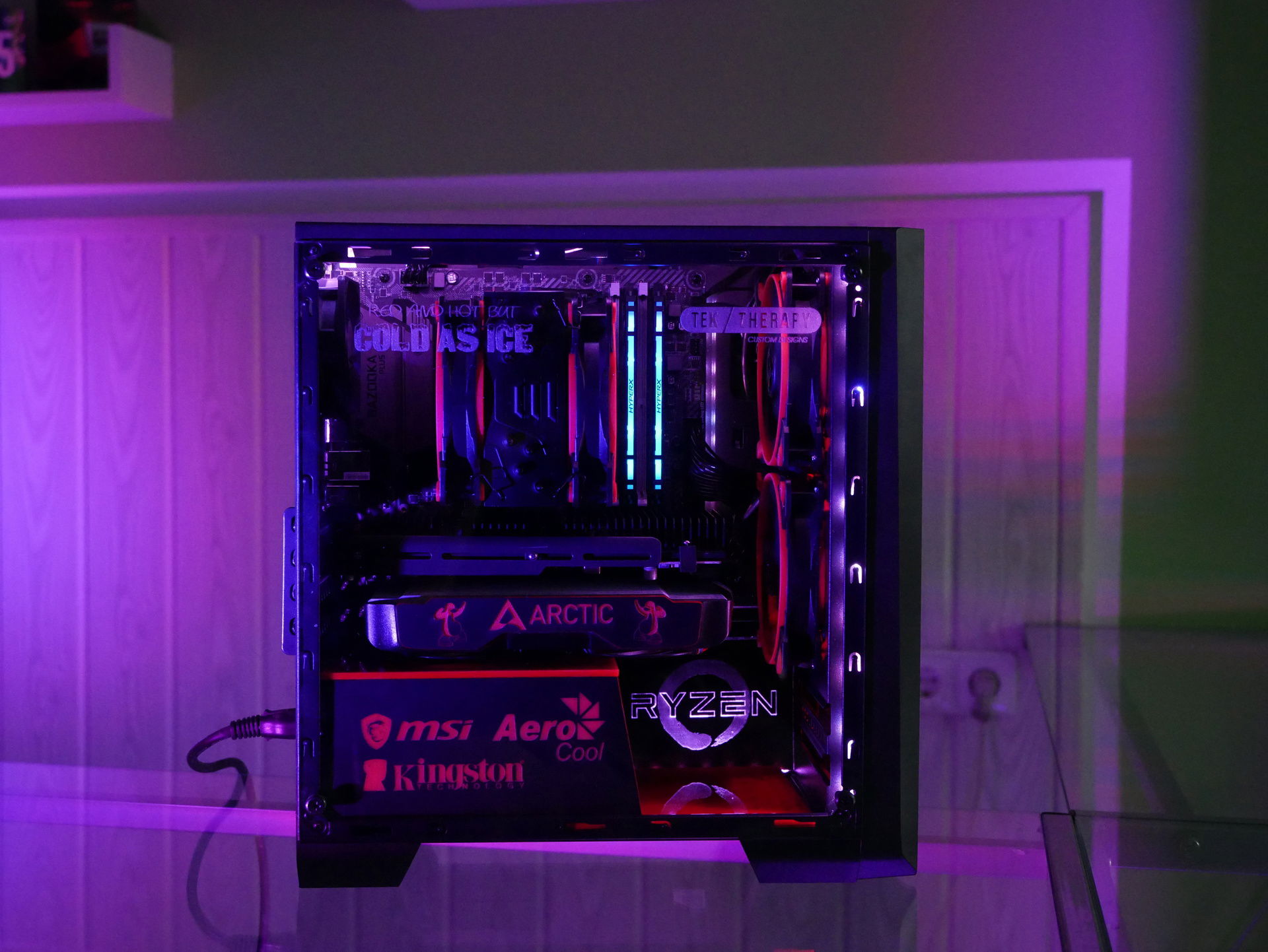 Red and Hot Arctic Build » builds.gg