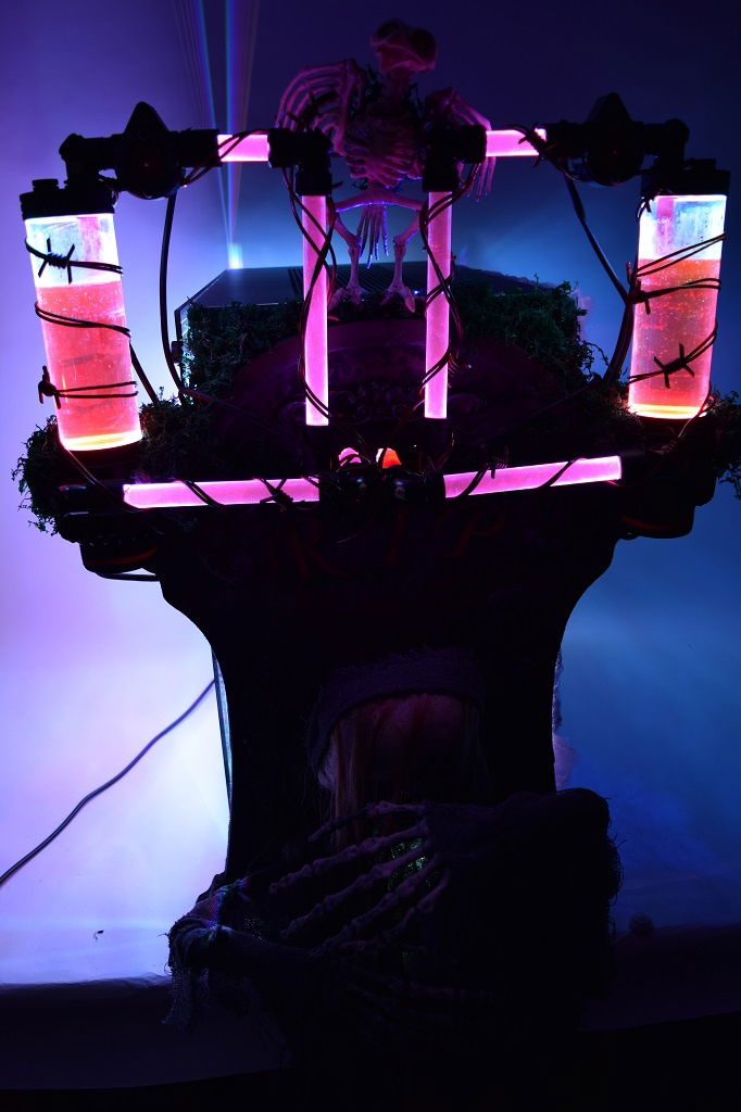 The Tombstone » builds.gg