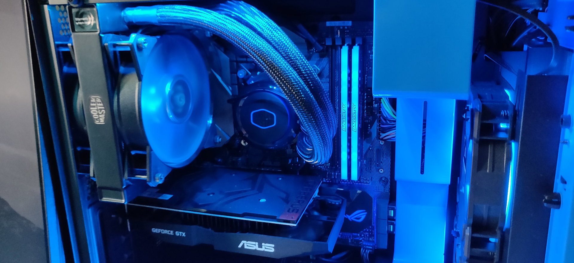Blue NZXT » builds.gg