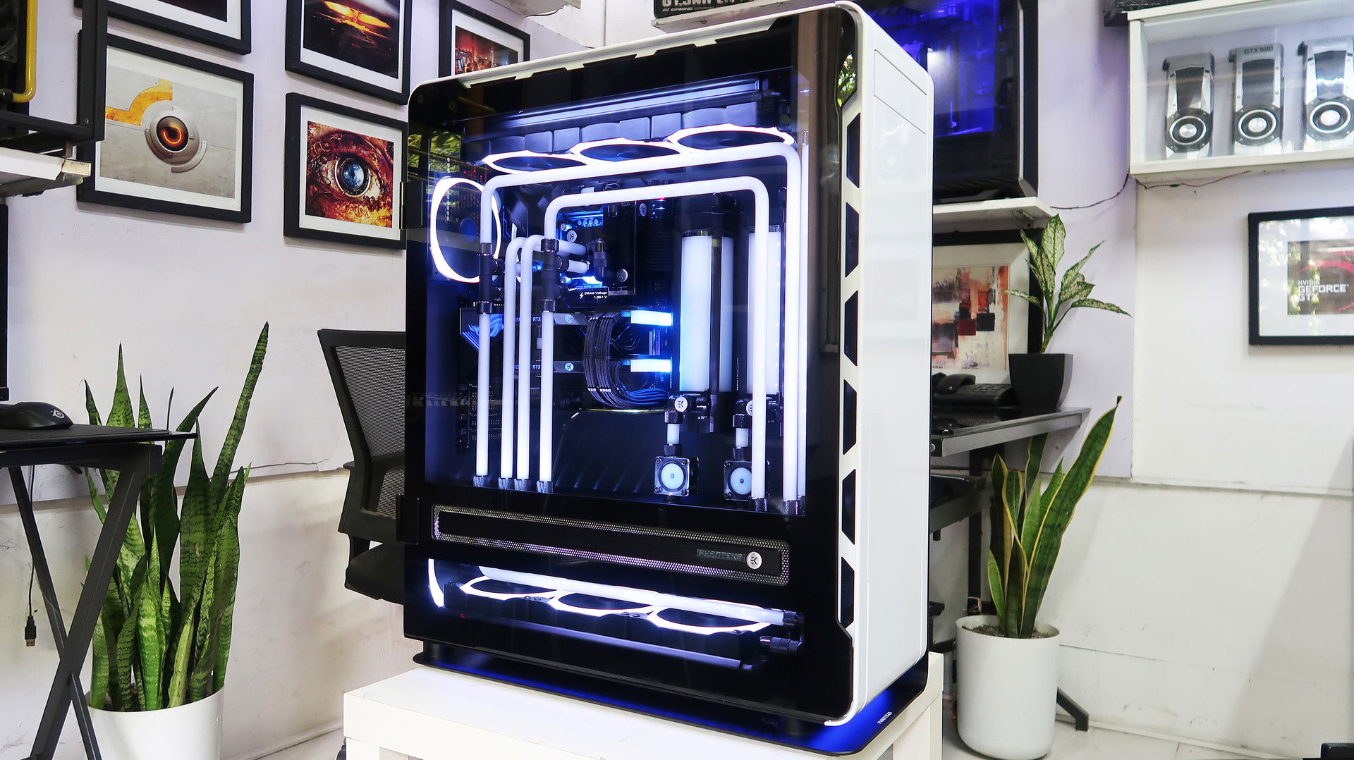 Custom Pc Build #60 "Black Frost" Epic RTX Gaming Pc on a Phanteks ...