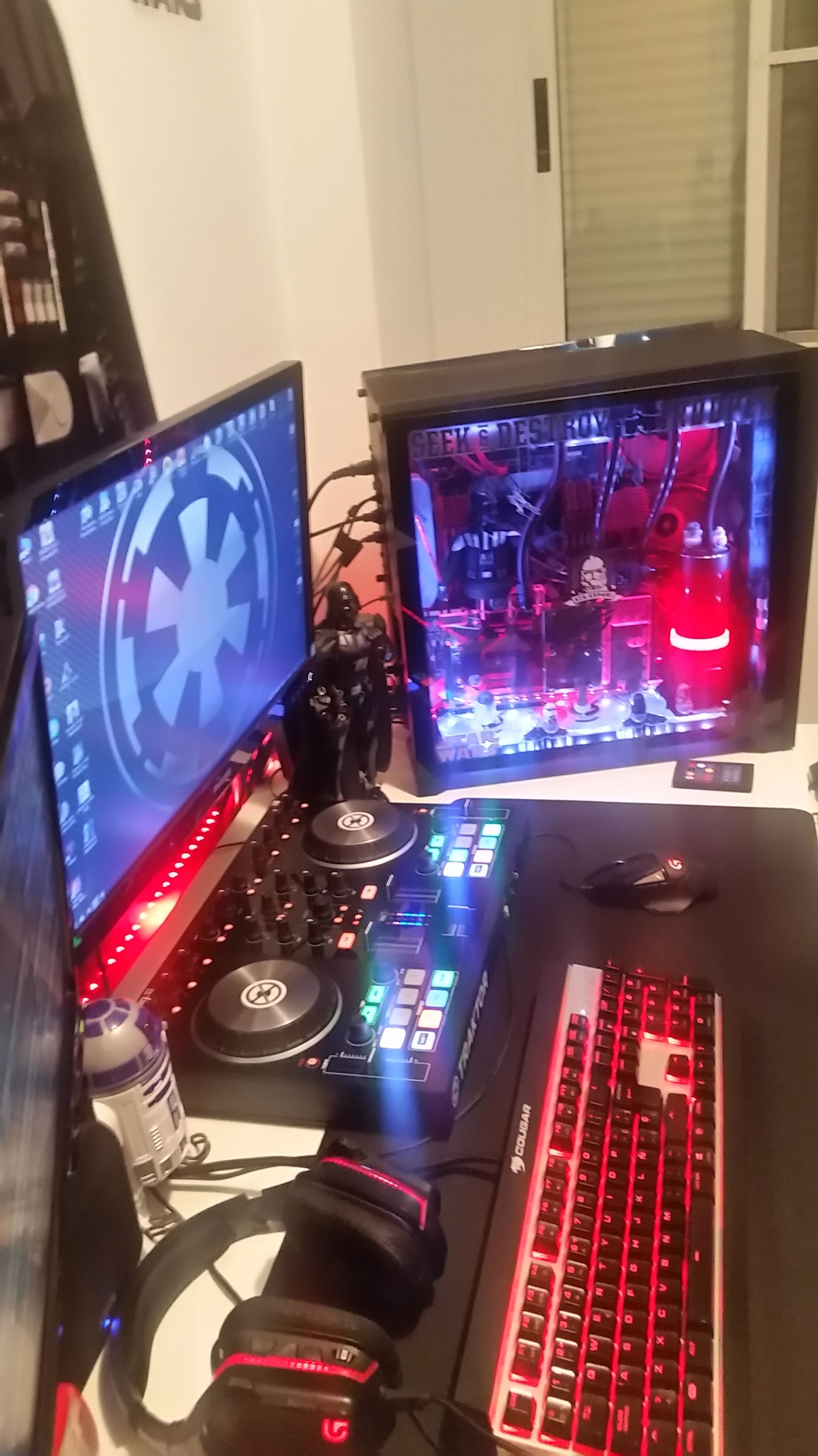 Darth Vader's PC with TEC Peltier and Direct Die » builds.gg