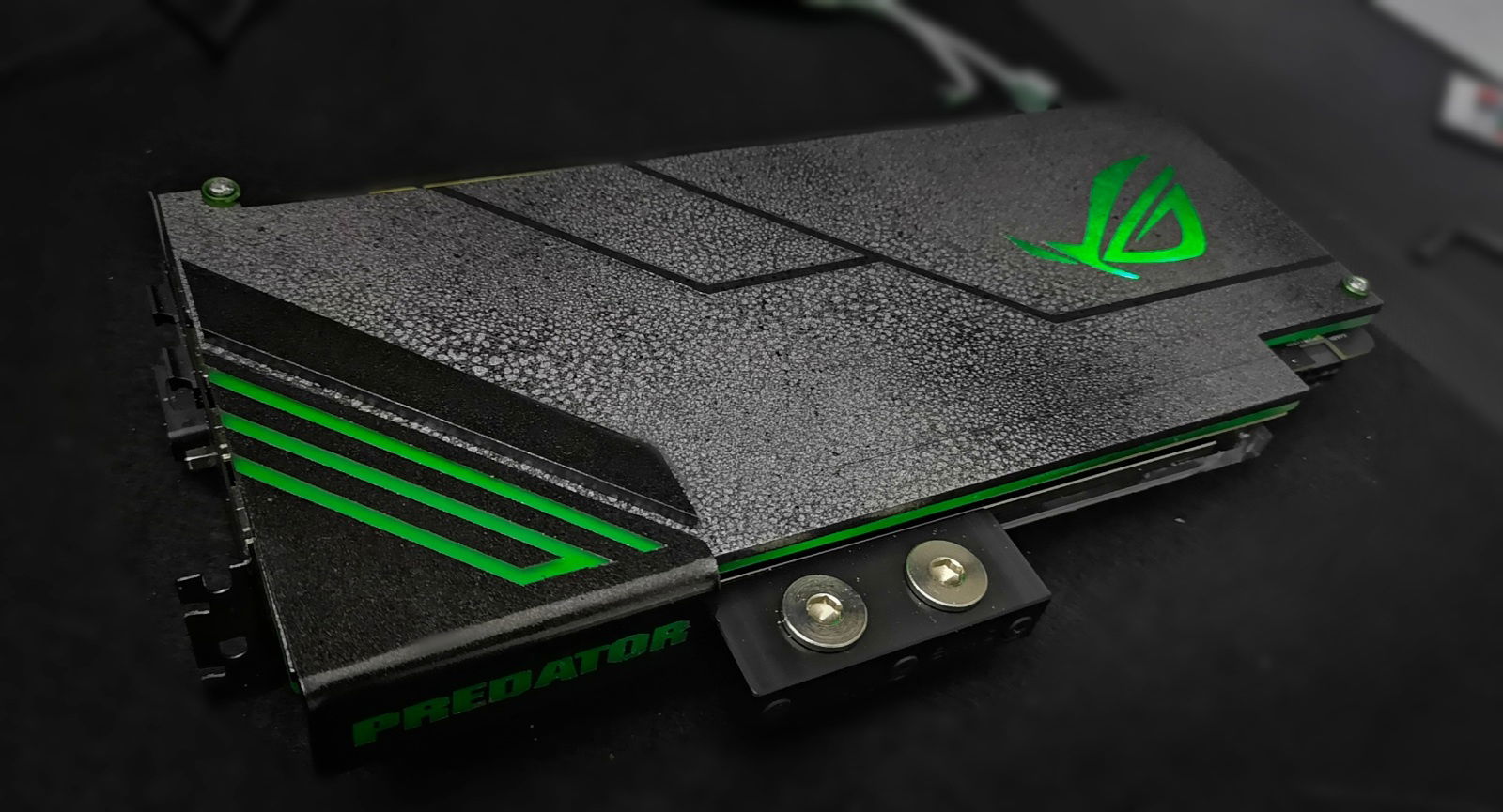THE PREDATOR MOD » builds.gg