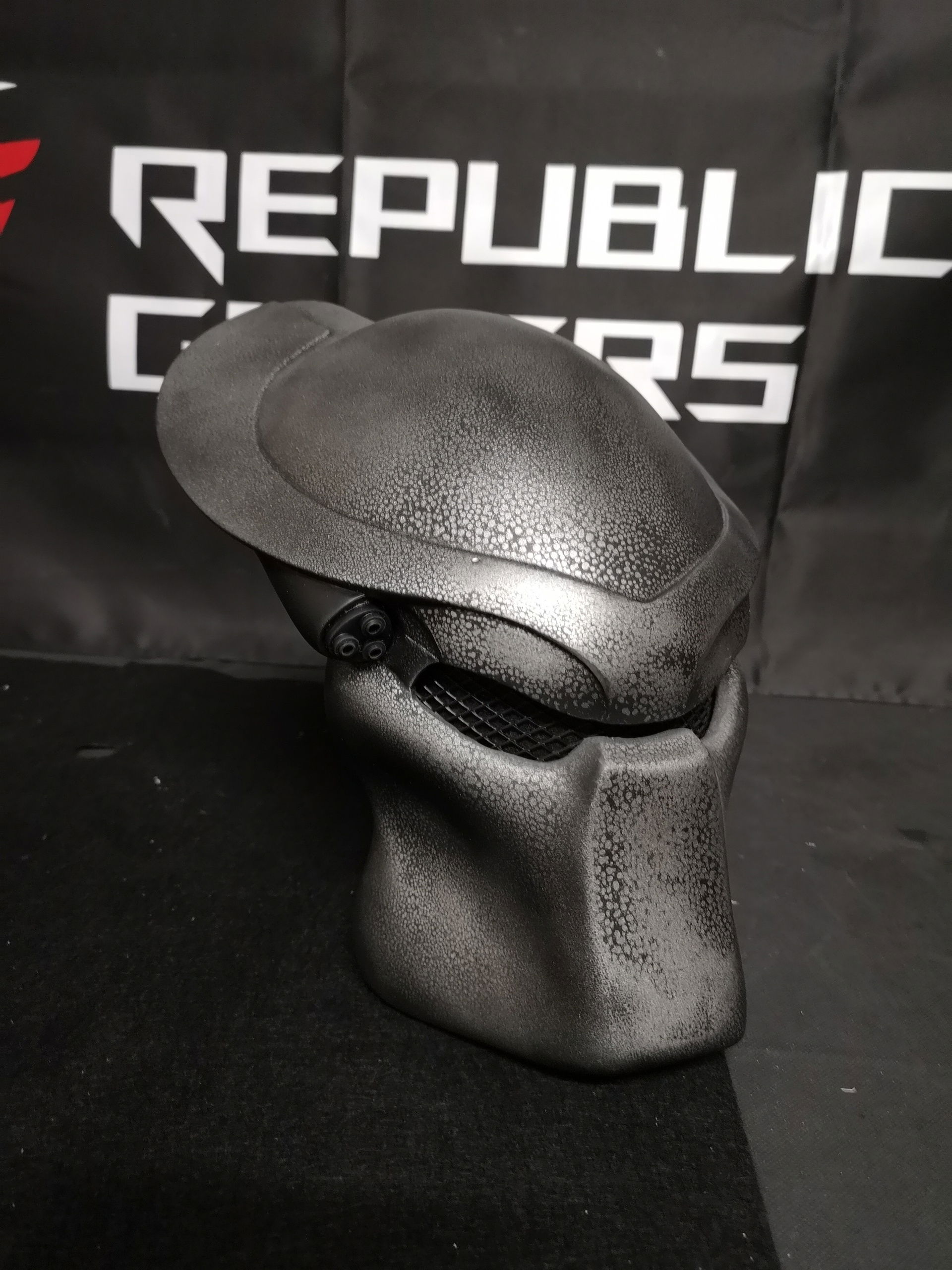 THE PREDATOR MOD » builds.gg