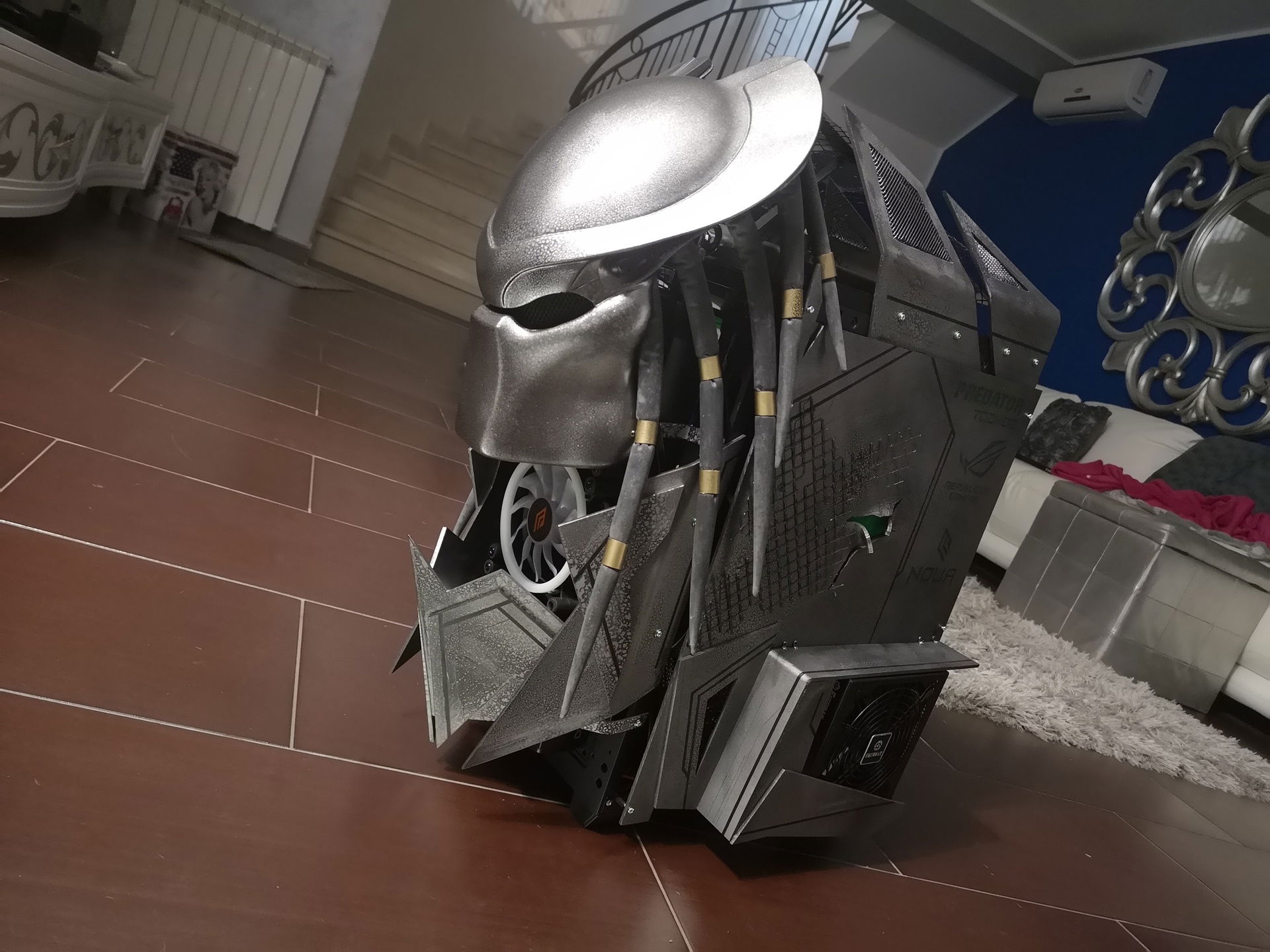 THE PREDATOR MOD » builds.gg