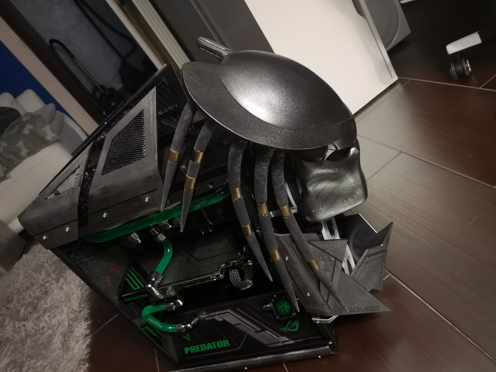 THE PREDATOR MOD » builds.gg