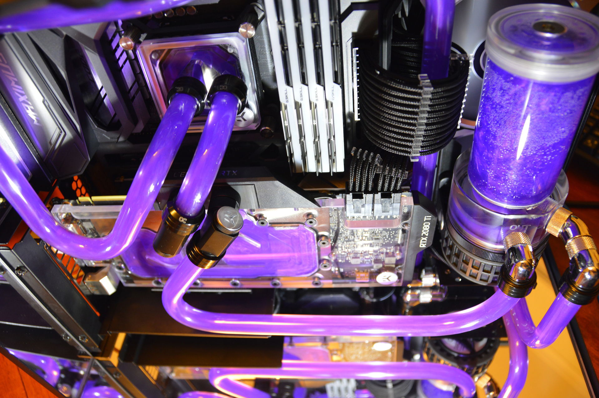 PCnamesAreDumb purple/teal build » builds.gg