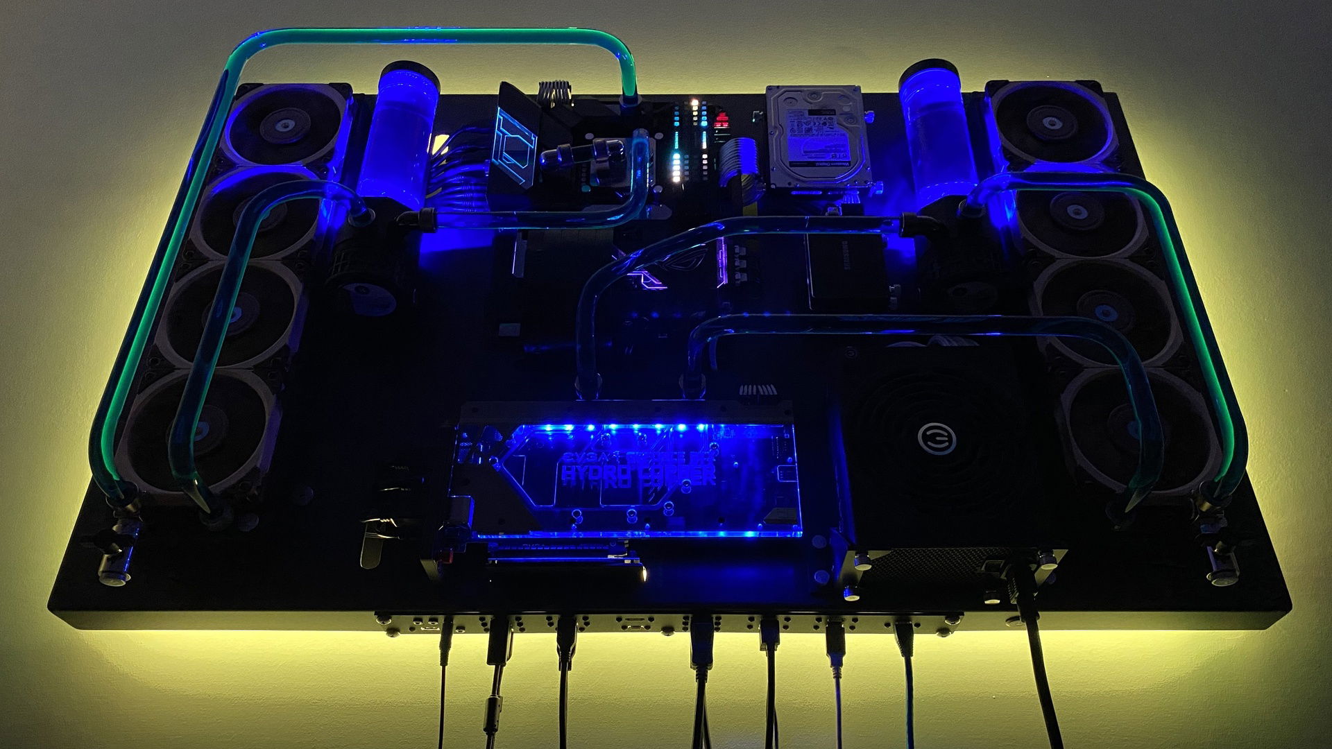 Custom Wall PC » builds.gg