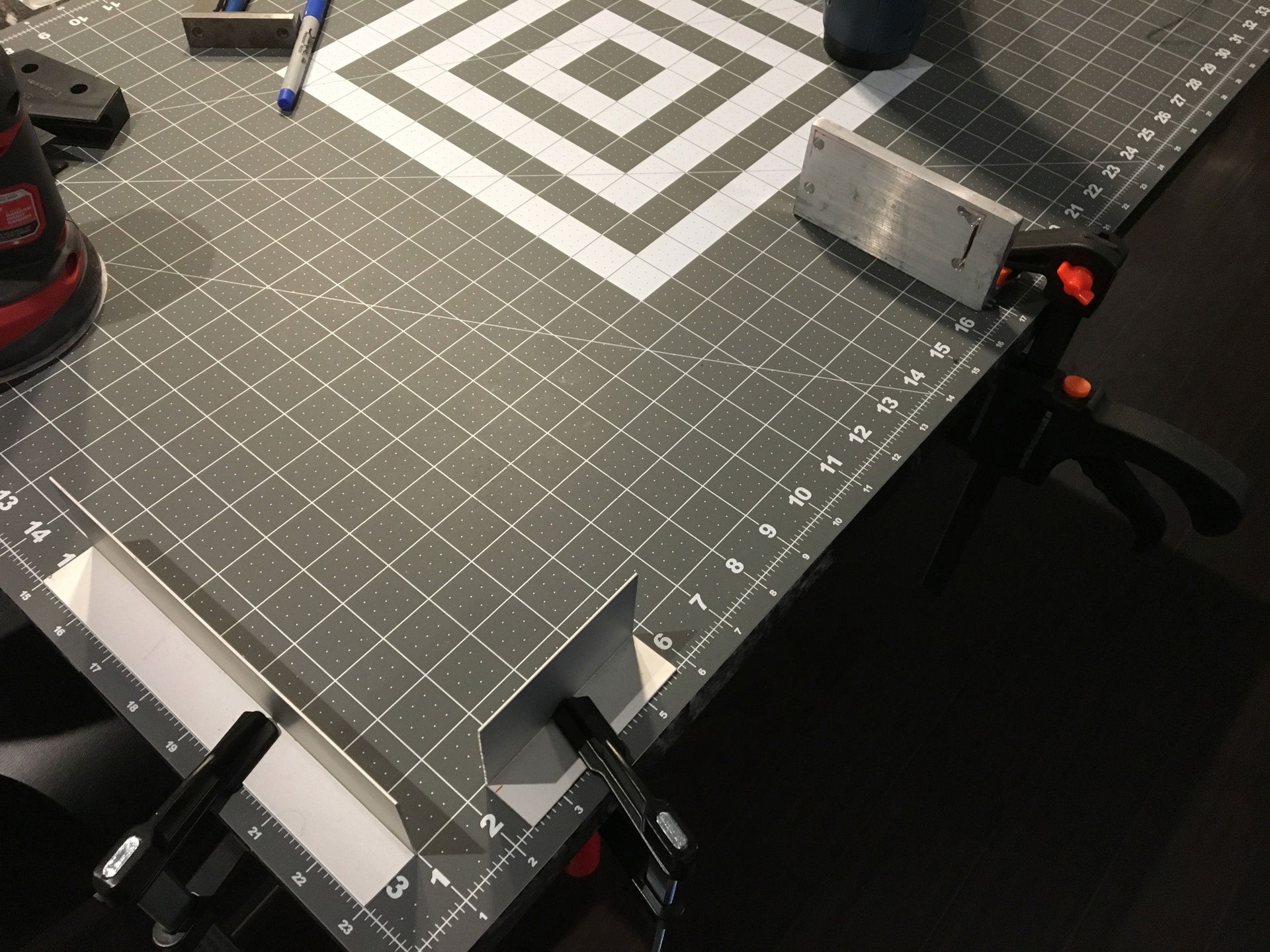 Custom Wall PC » builds.gg