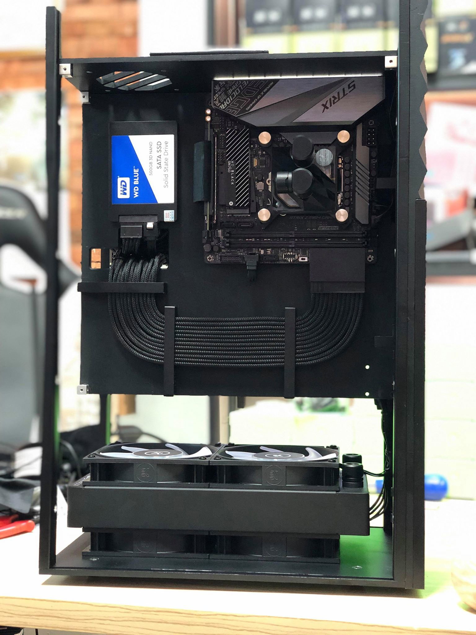 Western Digital Project Custom Case » builds.gg