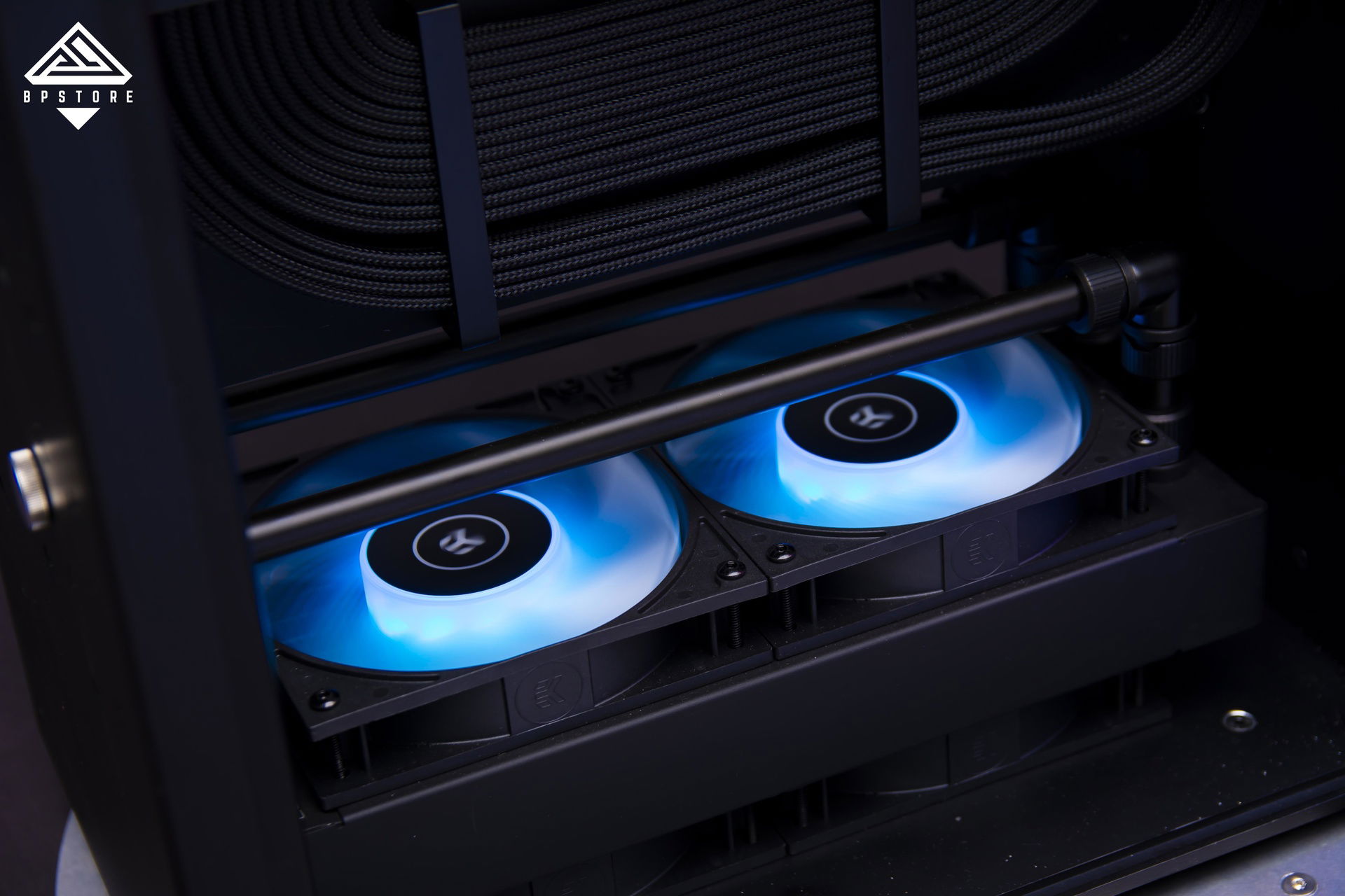 Western Digital Project Custom Case » builds.gg