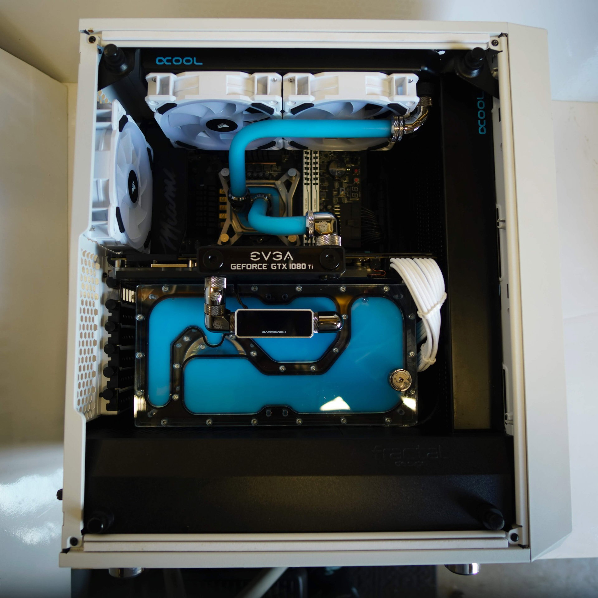 Miami Vice (Meshify C Custom Loop) » builds.gg