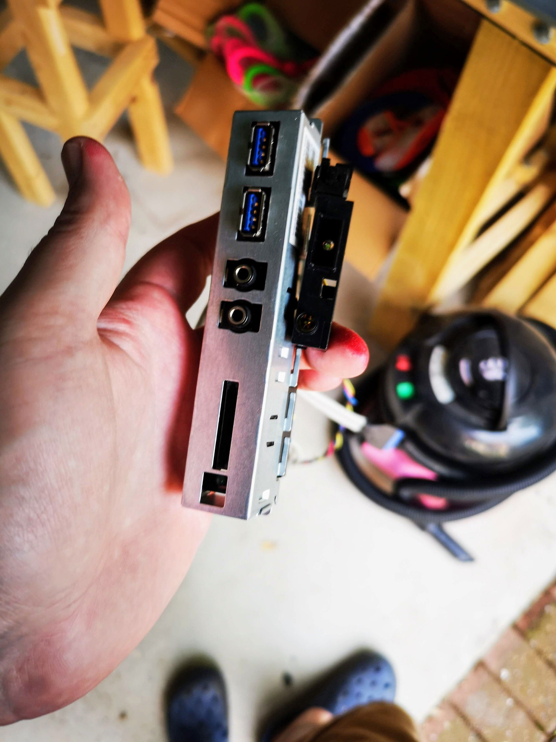 DIY PC TEST BENCH » builds.gg