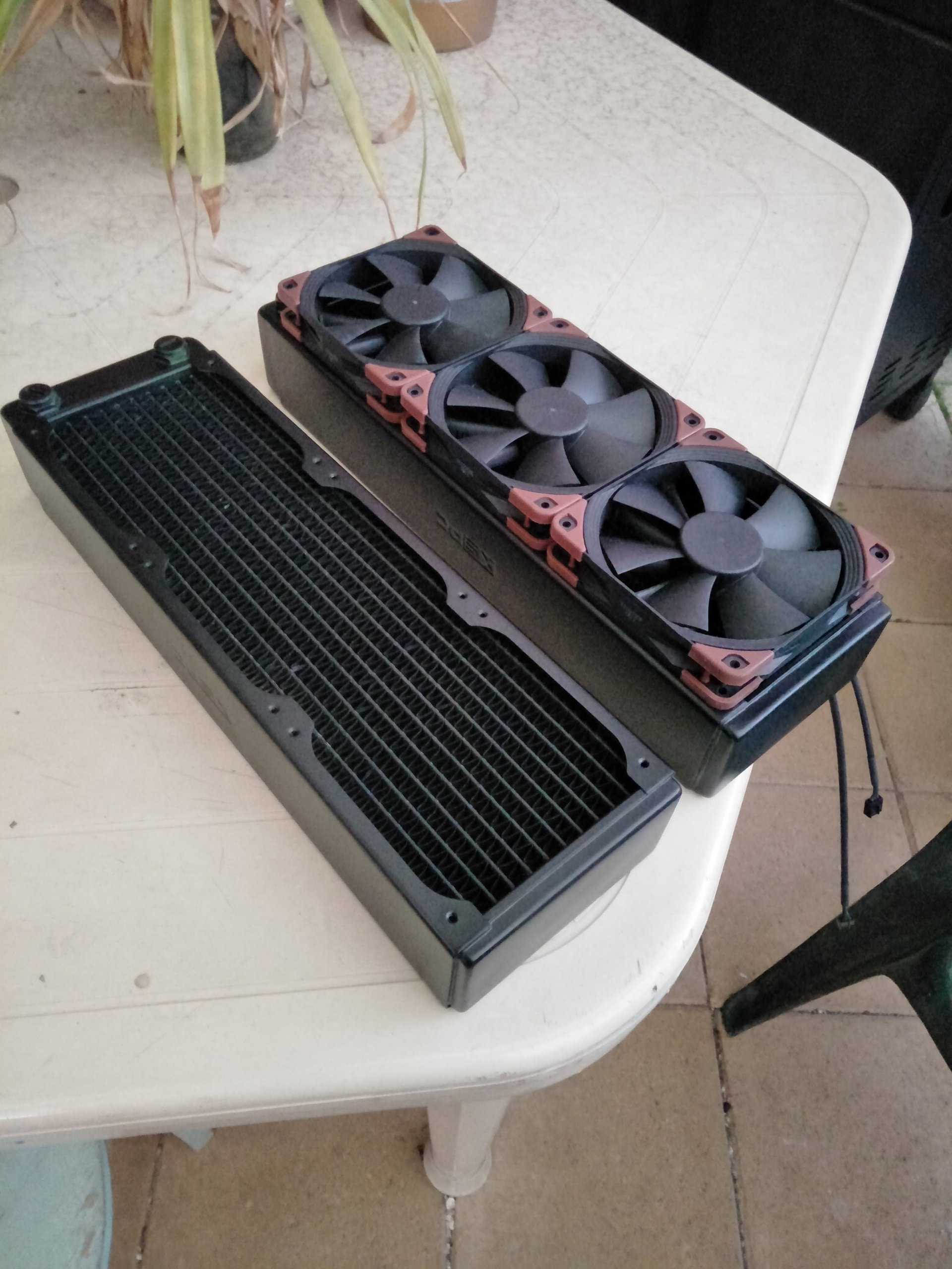 Black & Copper Cosmos S Build/Mod » builds.gg