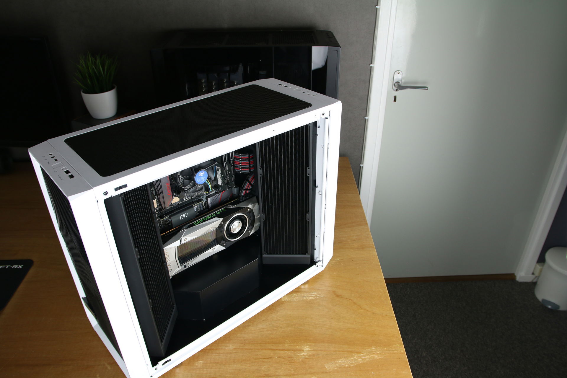 Tweaked Meshify S2 » builds.gg