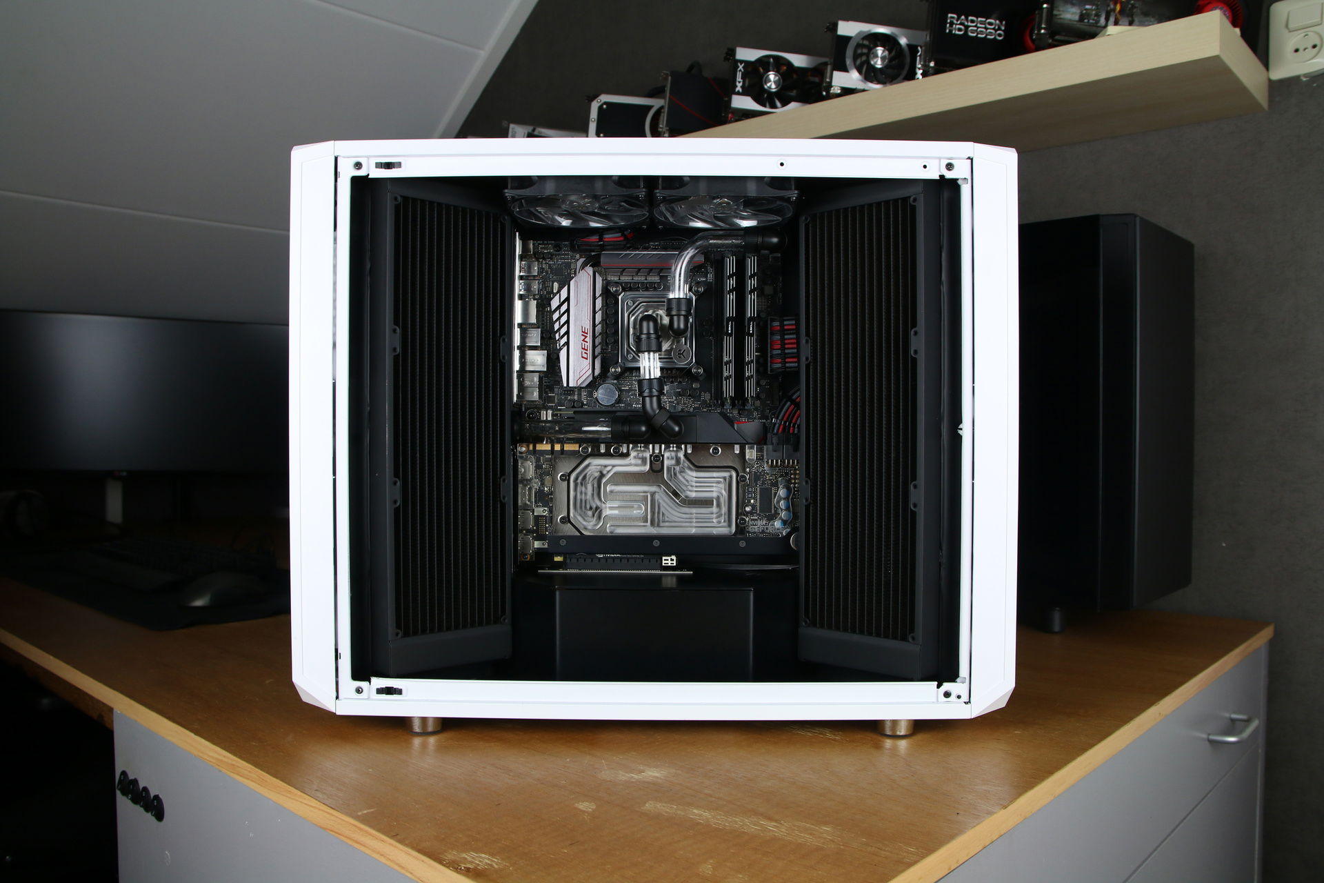 Tweaked Meshify S2 » builds.gg