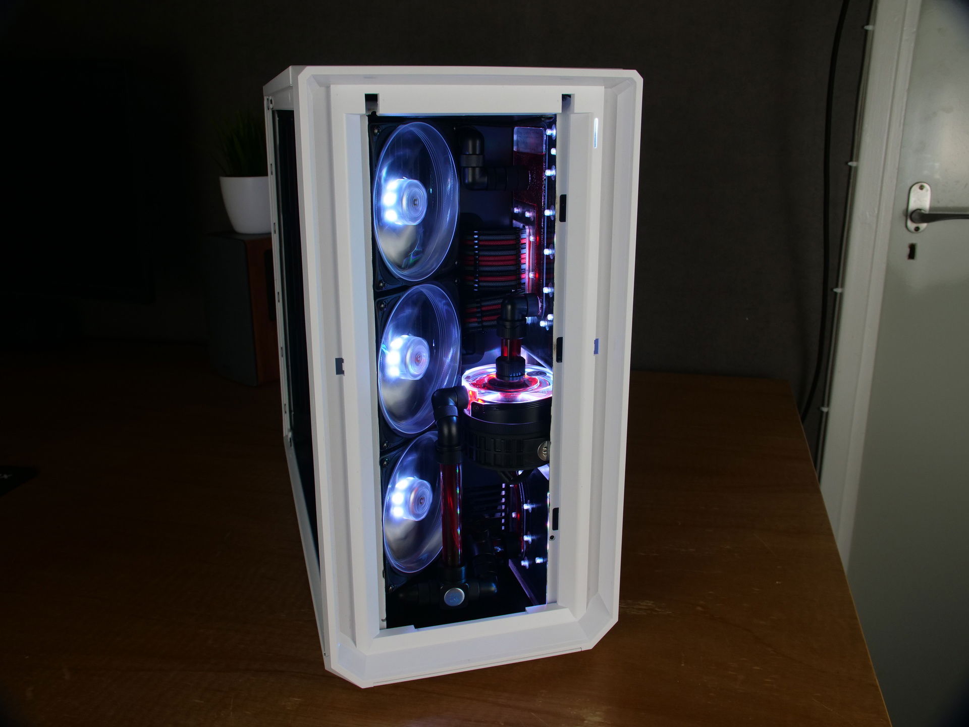 Tweaked Meshify S2 » builds.gg