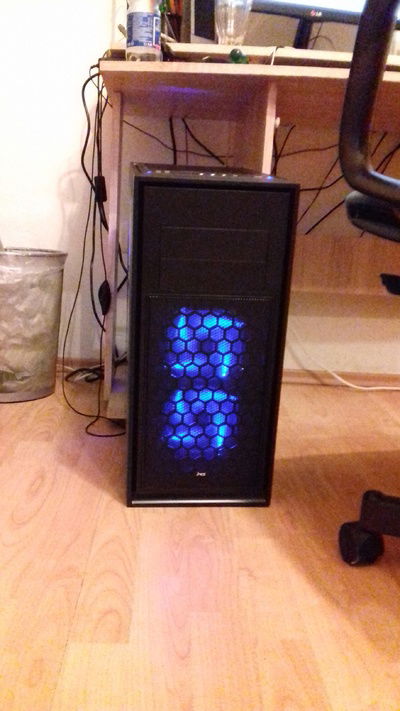 "The Tower" in Electric Purple » builds.gg