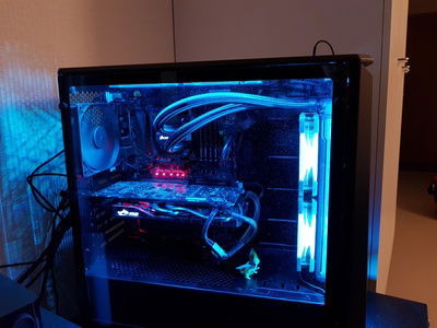 IRON MAN THEME CUSTOM PC » builds.gg