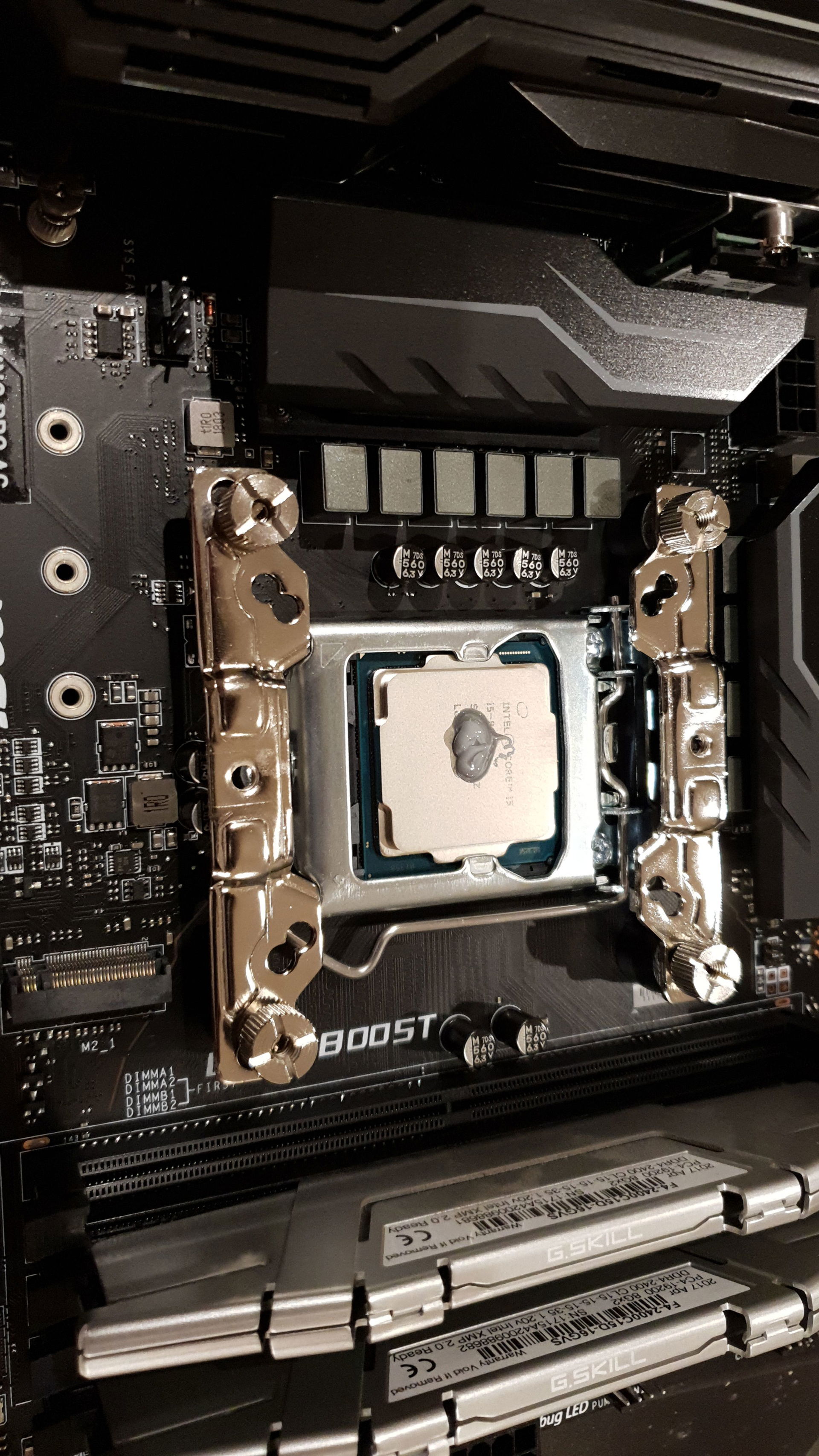 Black and Silver » builds.gg