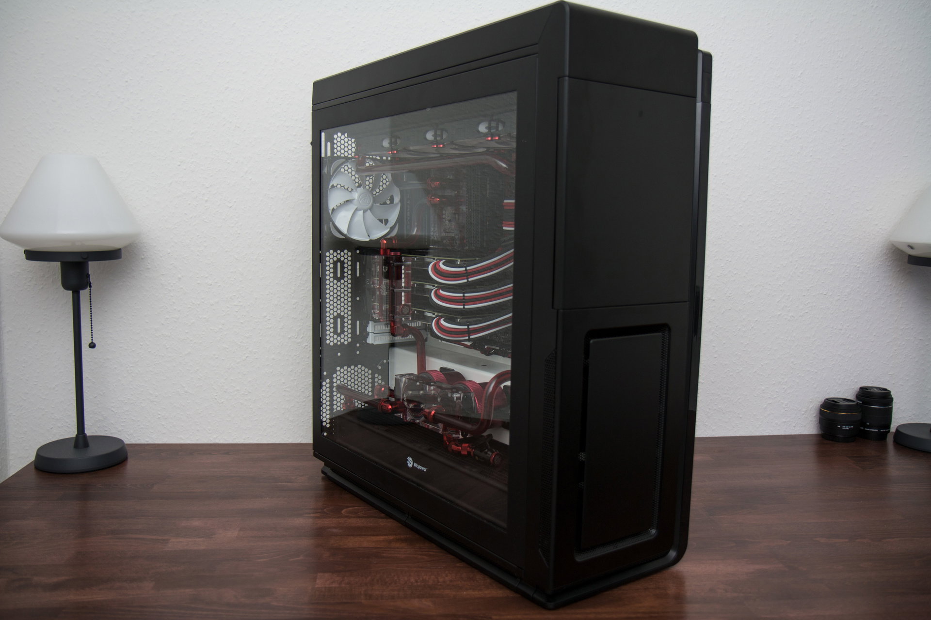 Phanteks Primo Big Red » builds.gg