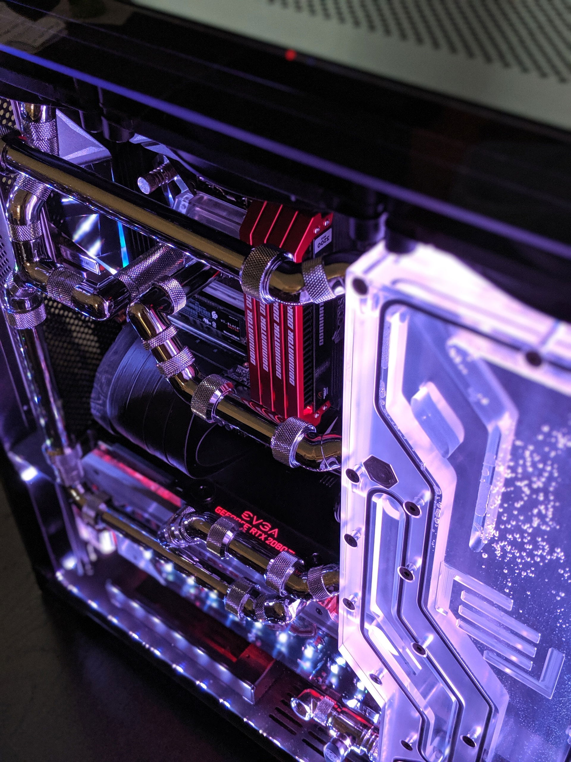 Maingear F131 DIY - Chrome Hardtubes » builds.gg