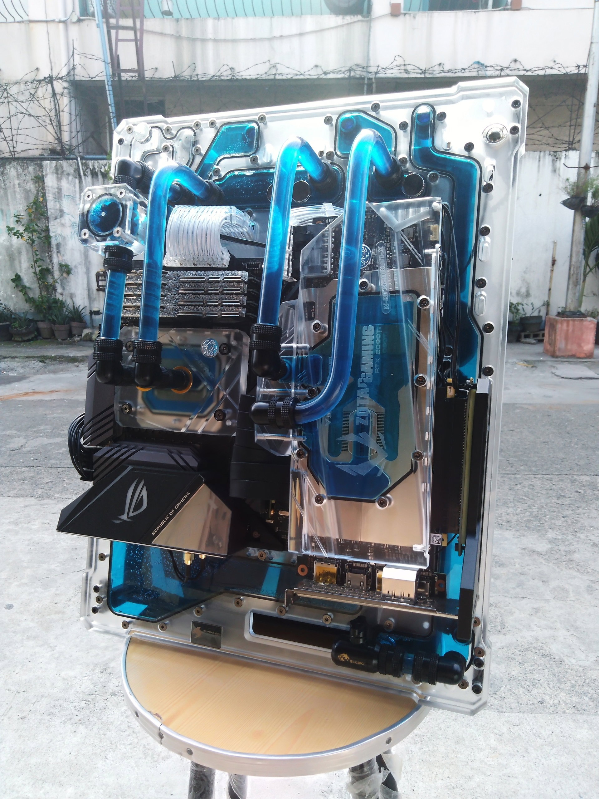 PROJECT Azure » builds.gg