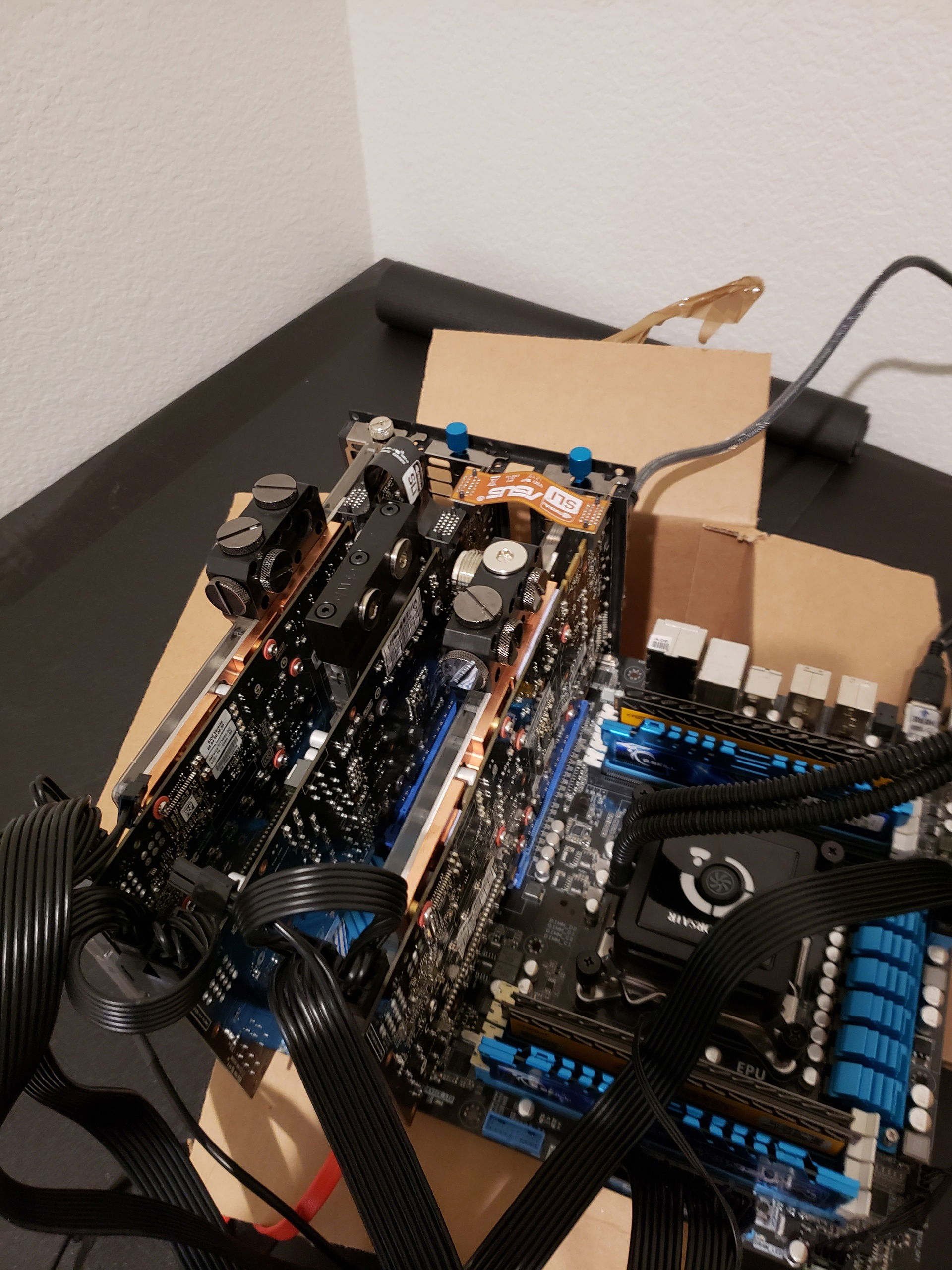 Game room media build in bar. » builds.gg