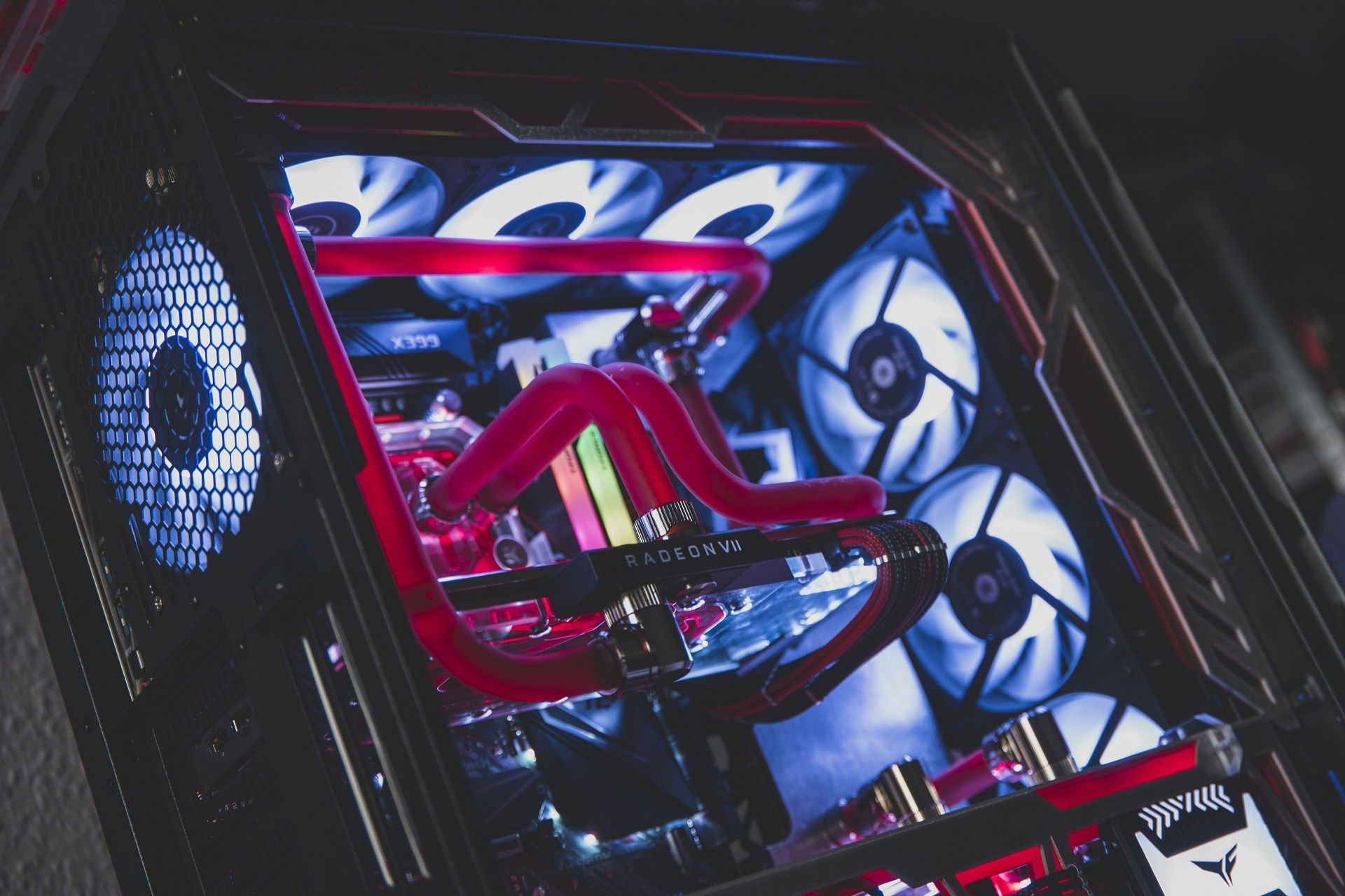 SILVERMIST // a Phantom Gaming Build » builds.gg