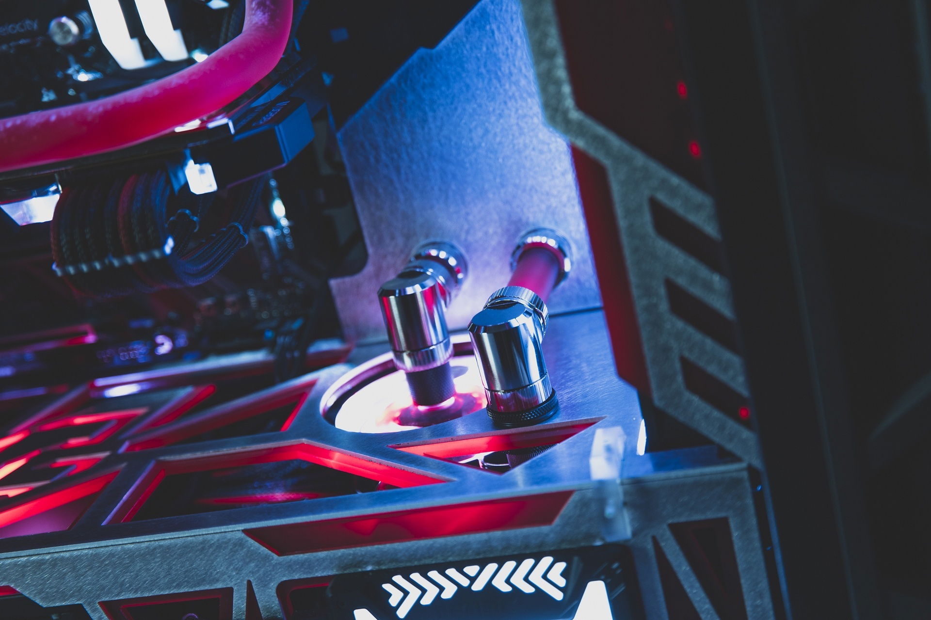 SILVERMIST // a Phantom Gaming Build » builds.gg