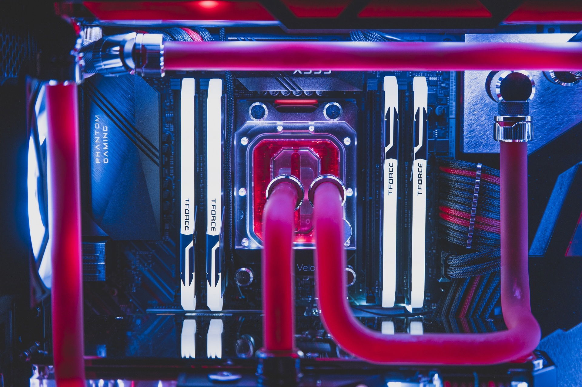 SILVERMIST // a Phantom Gaming Build » builds.gg