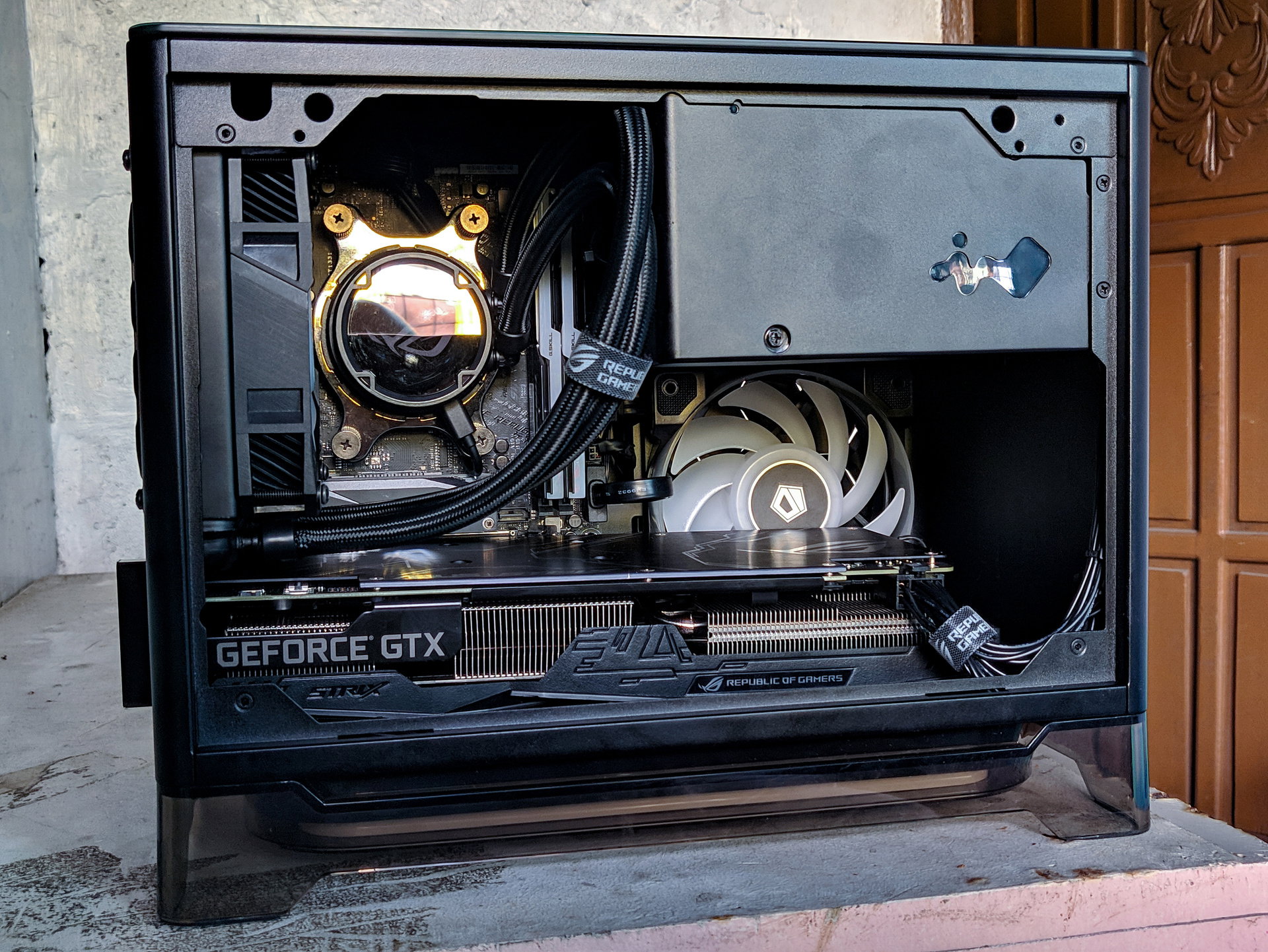 Mini Gaming PC (InWin A1 Plus, Black) » builds.gg