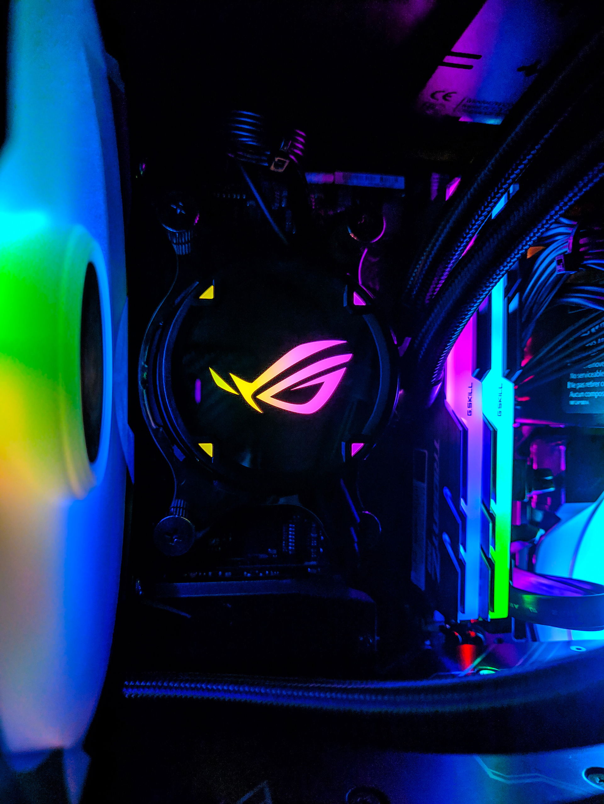 Mini Gaming PC (InWin A1 Plus, Black) » builds.gg