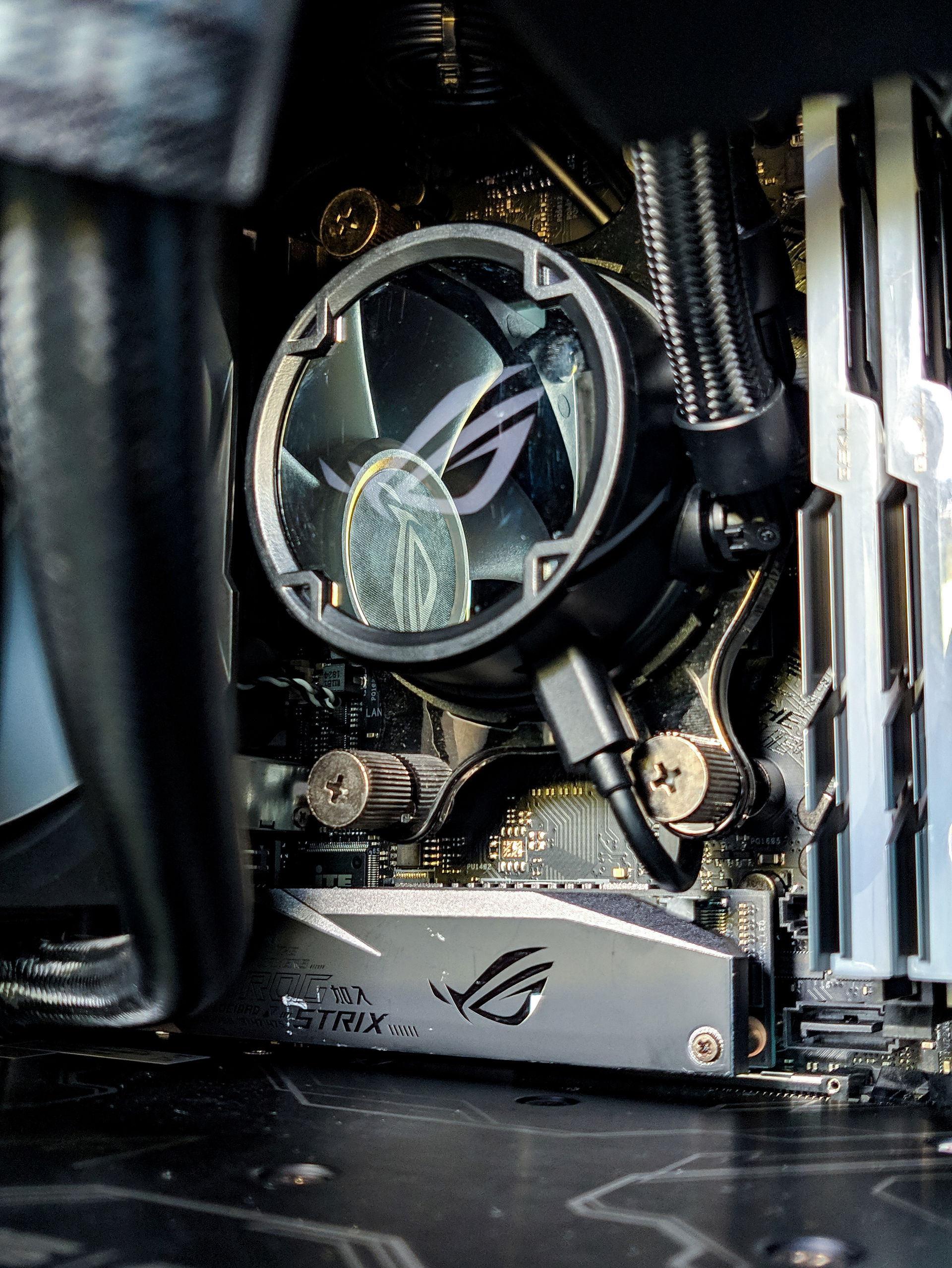 Mini Gaming PC (InWin A1 Plus, Black) » builds.gg