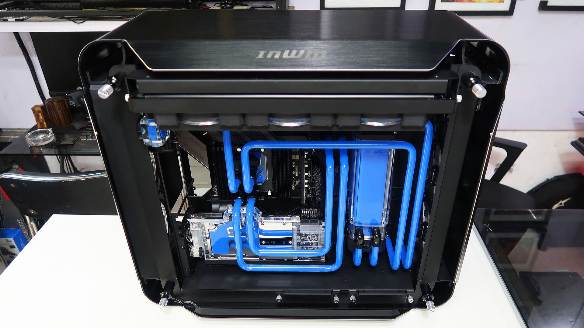 Custom Pc Build #65 "Monolith" In-Win 928 Threadripper II 2990WX ...